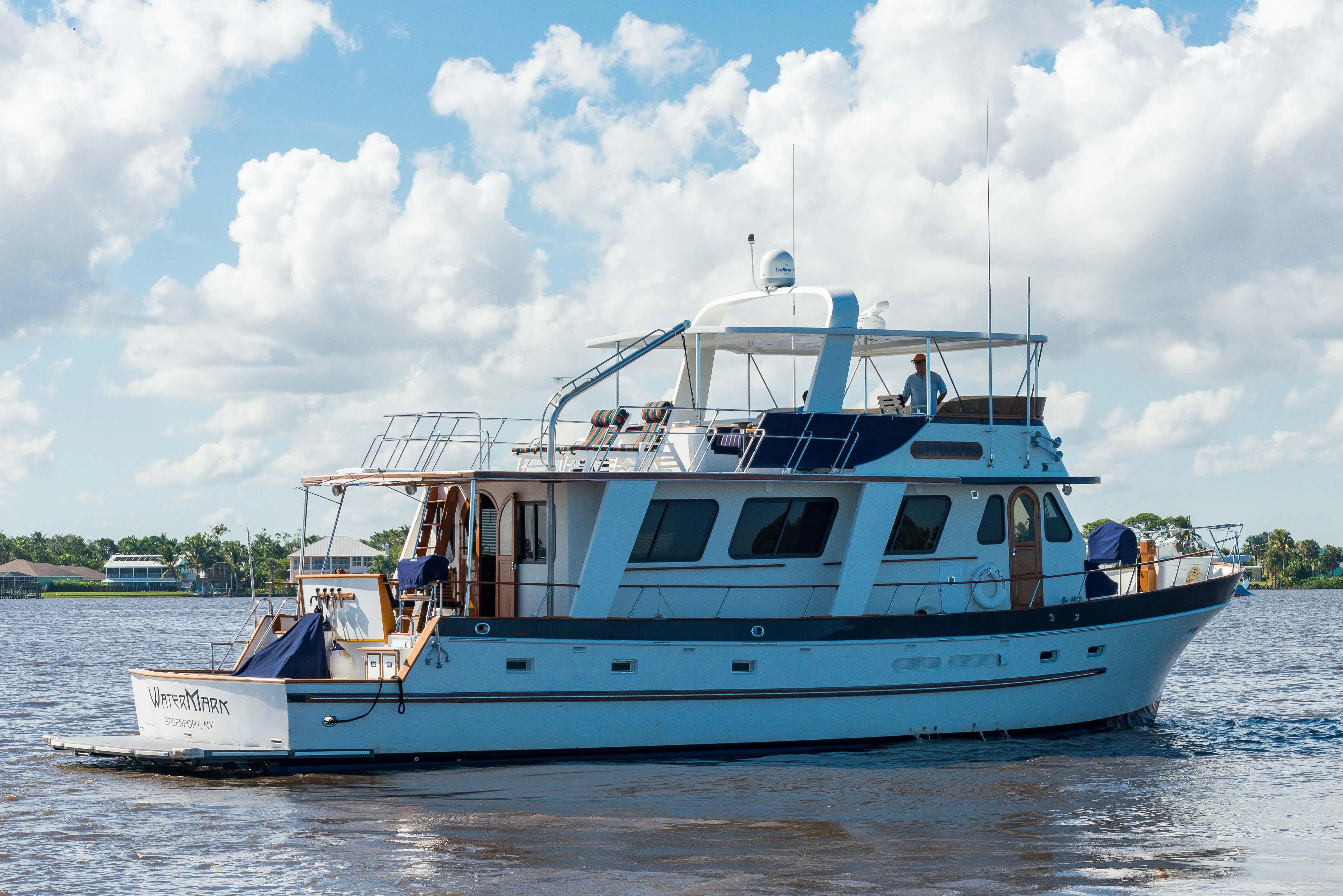 Watermark Defever 1984 Flush Deck/cockpit Trawler 60 Yacht for Sale in US