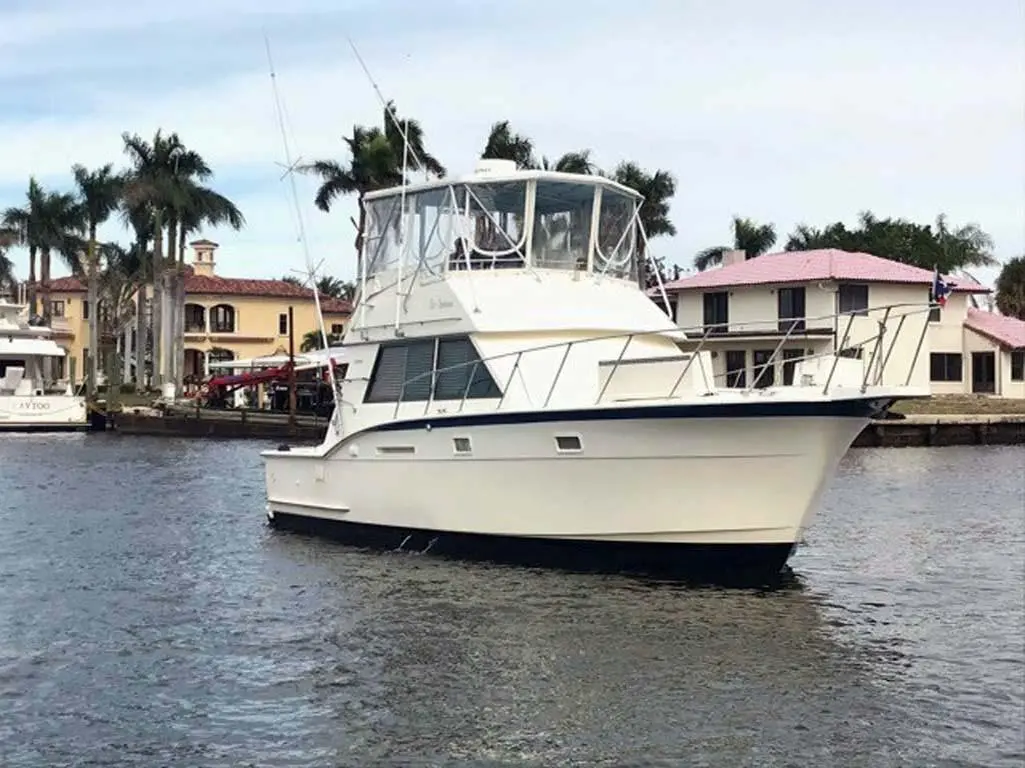 Reel Development Yacht for Sale | 37 Hatteras Yachts Vero Beach, FL ...