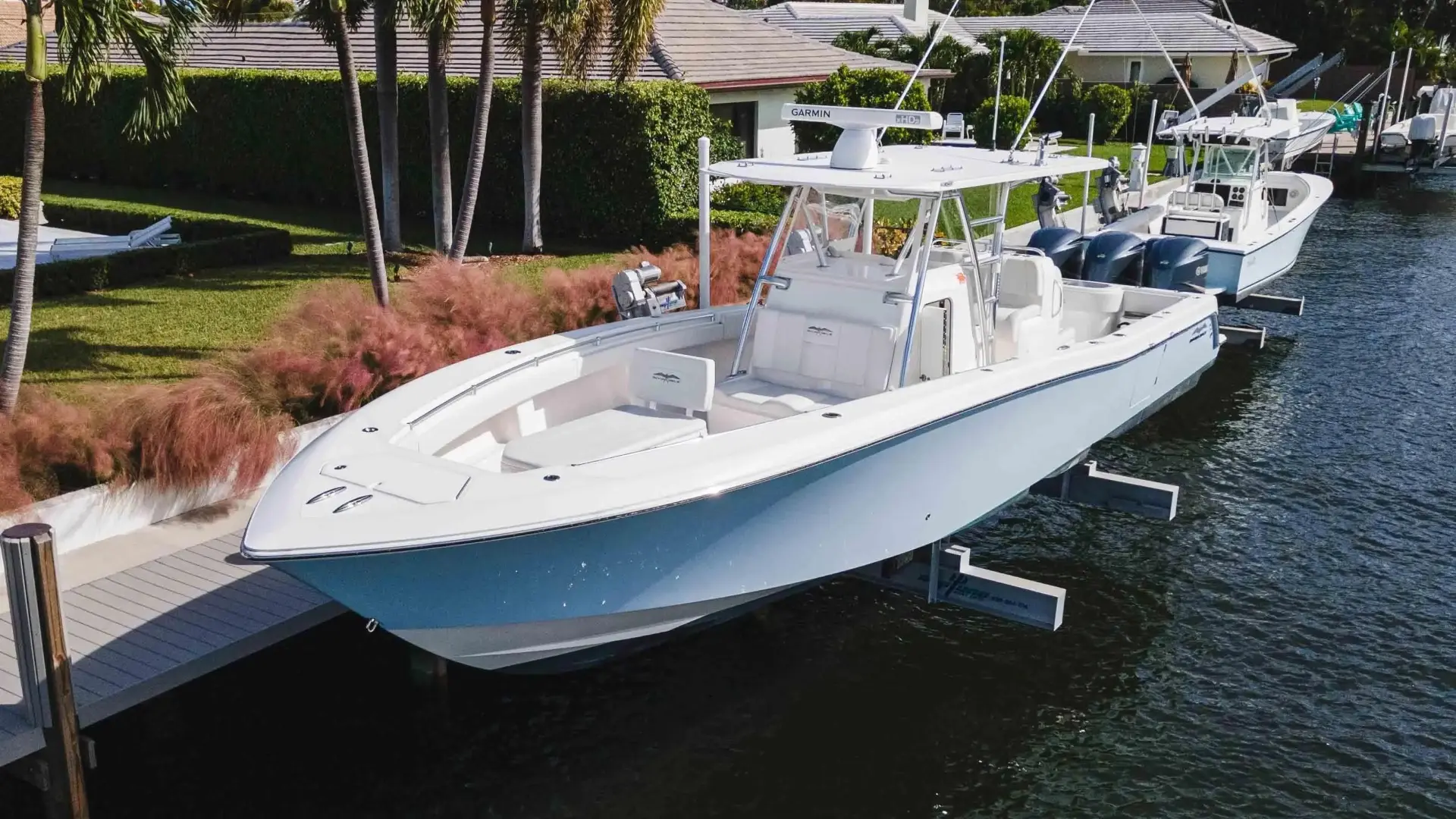 39 Invincible 2018 Singer Island,