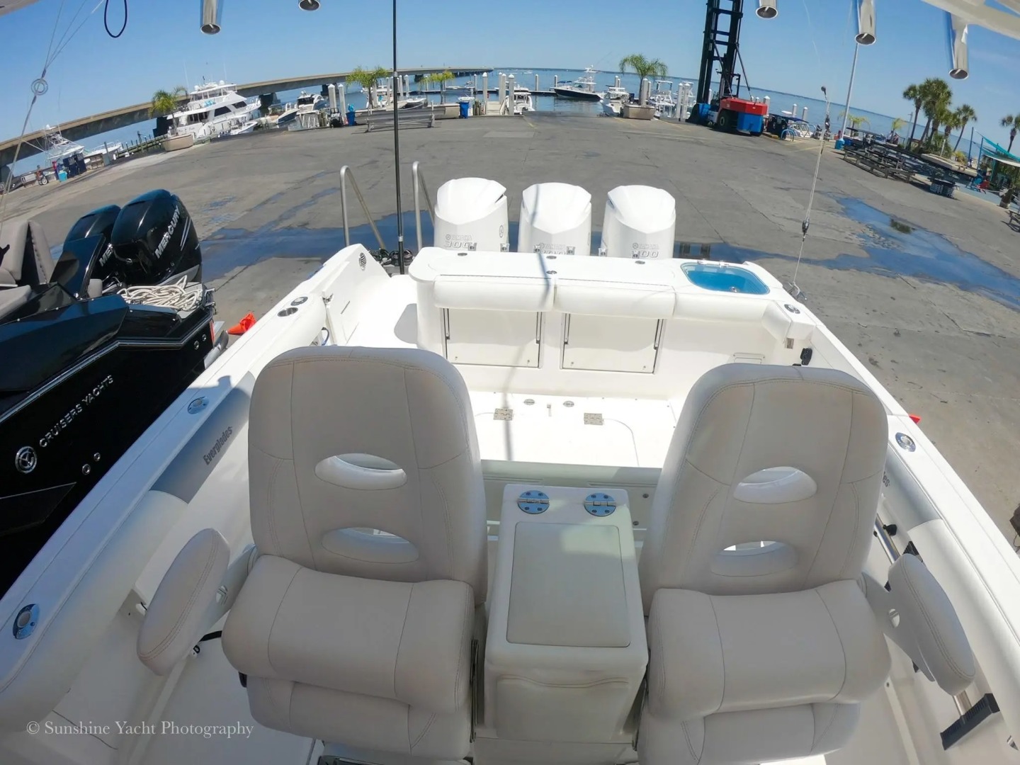 35 Everglades 2017 Destin,