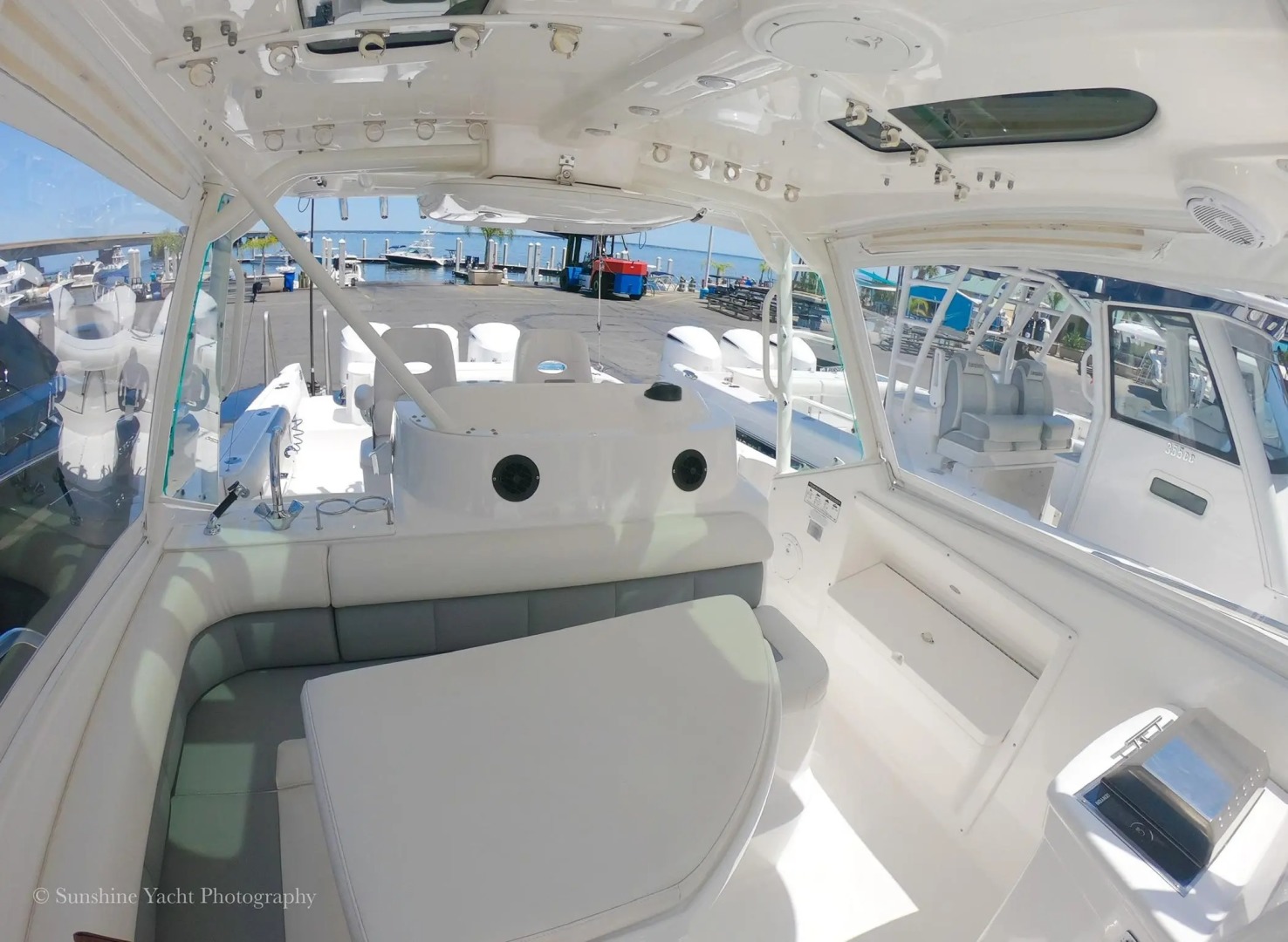 35 Everglades 2017 Destin,