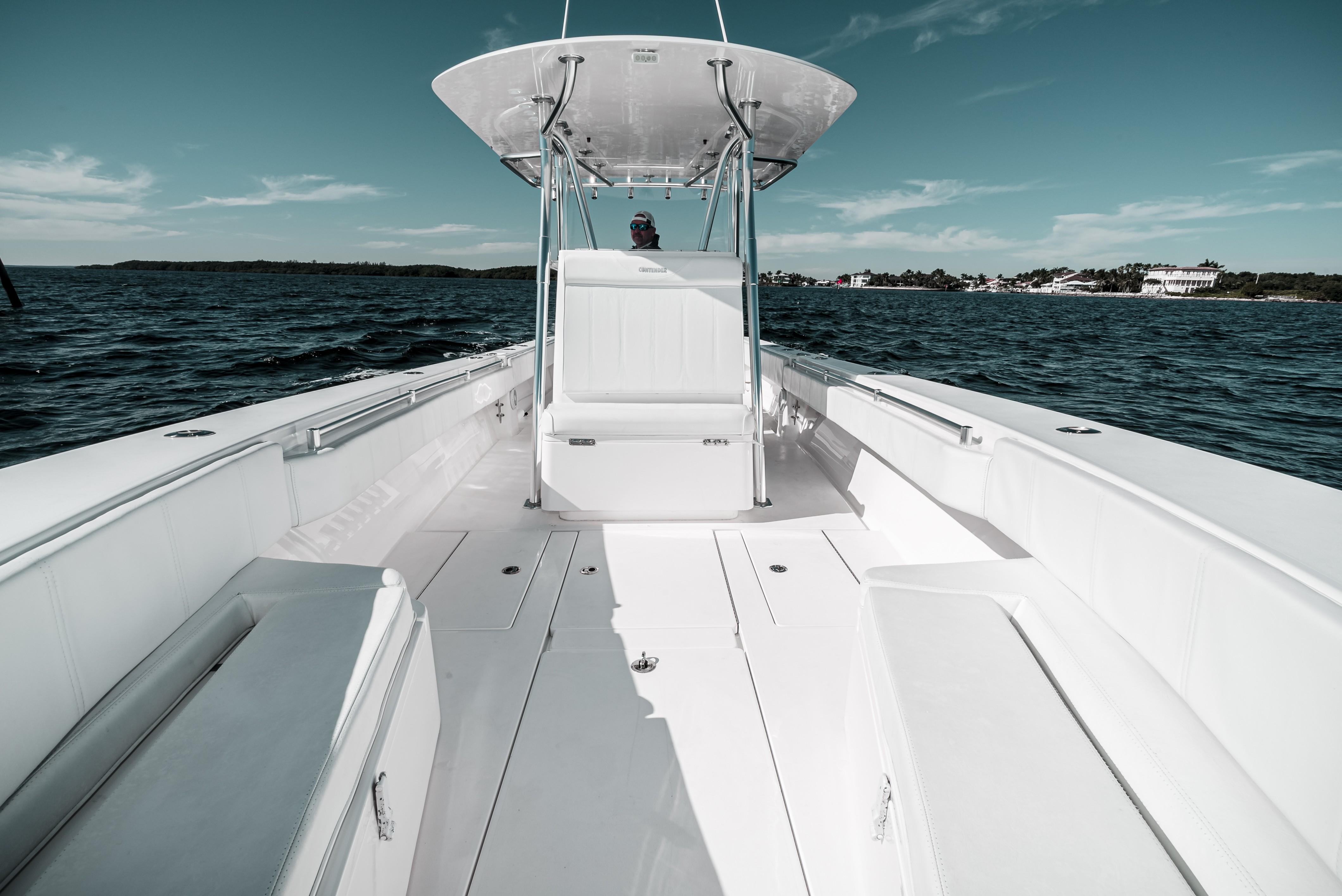 35 Contender 2016 Miami, Florida Sold on 2020-01-31 by Denison Yacht Sales