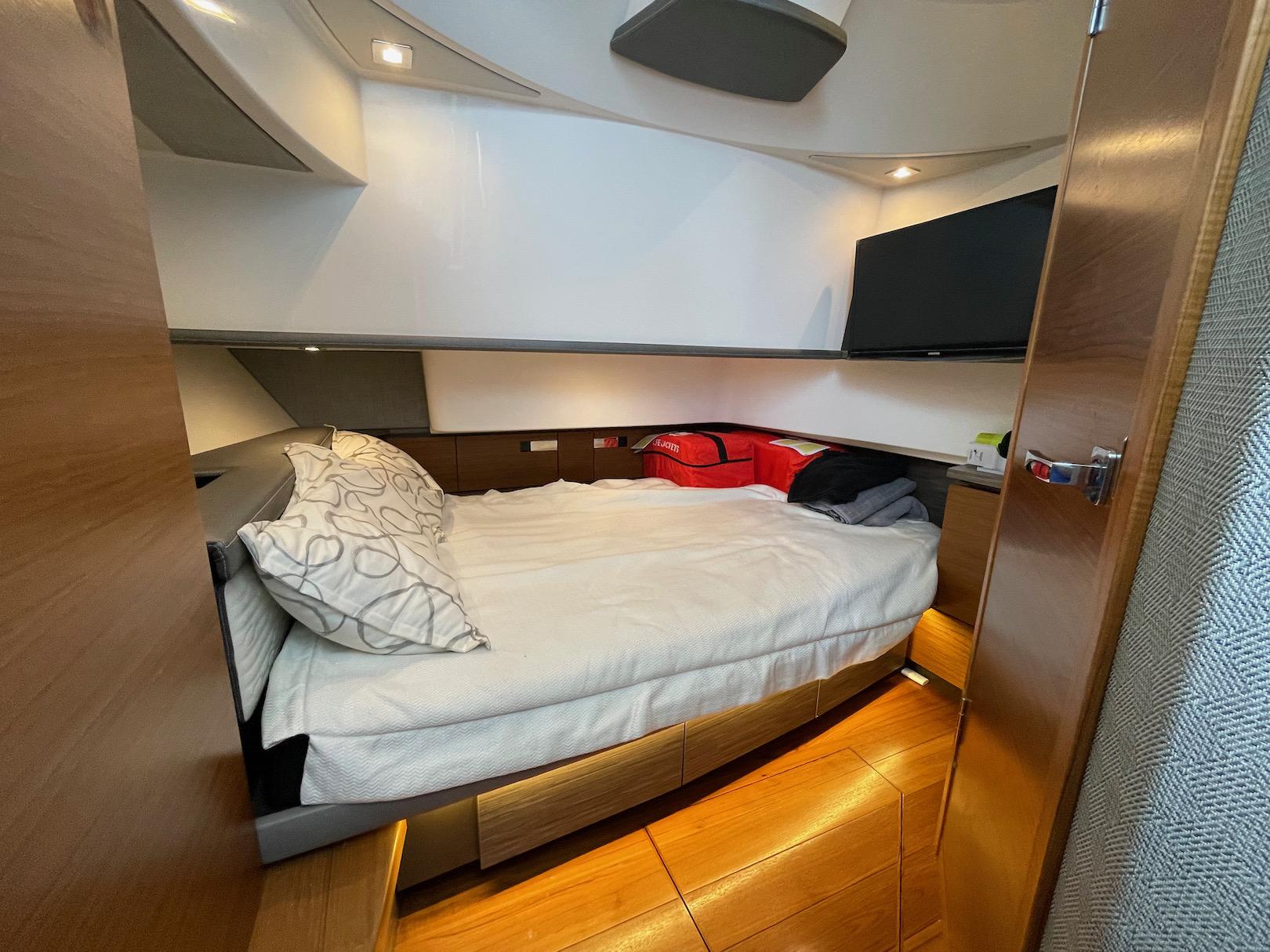 38 Tiara Yachts 2019 Knot @ Work Saint Pete Beach, Florida