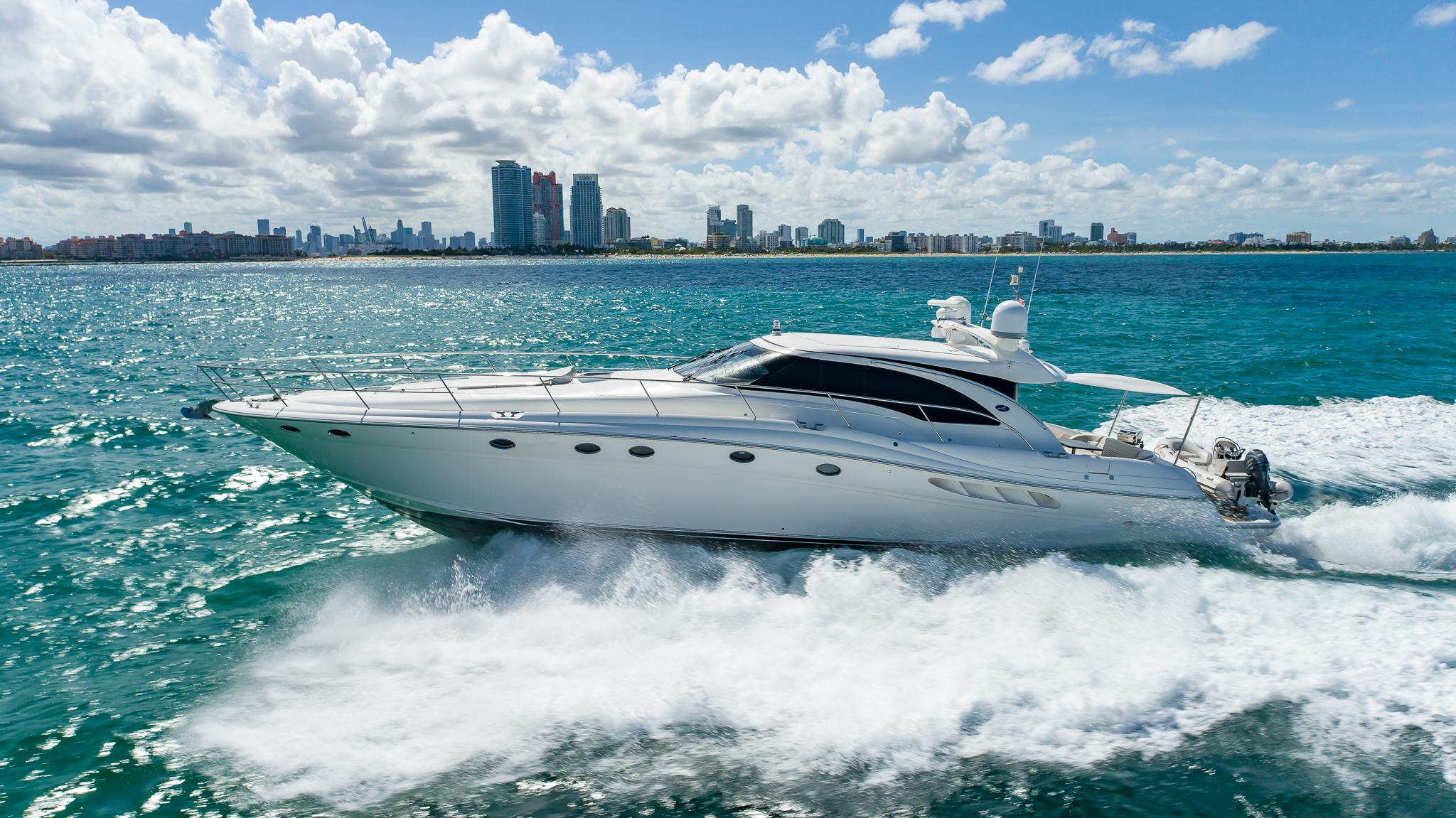 68 Sea Ray 2004 XANADU Miami Beach, Florida