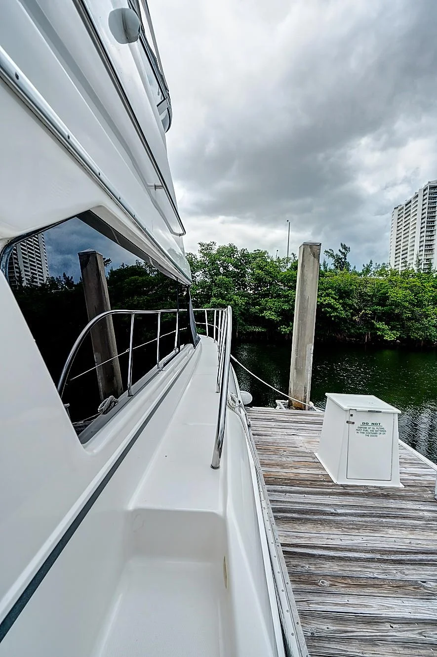 42 Silverton 2003 Aventura, Florida Sold on 2019-09-20 by Denison Yacht ...