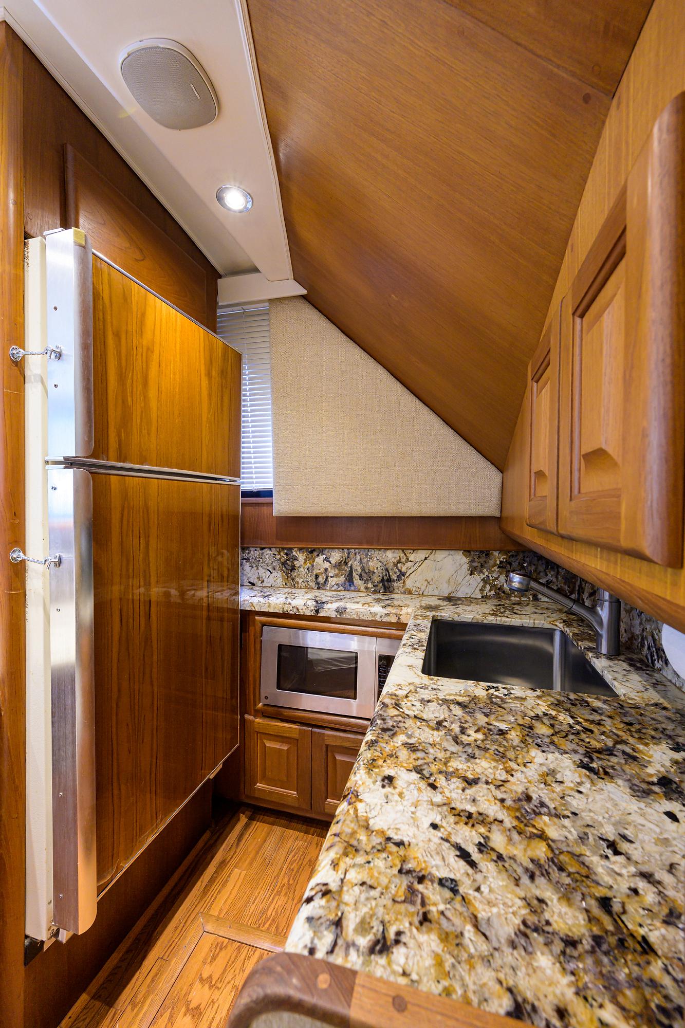 48 Viking 1990 On The Rocks Stuart, Florida Sold on 2022-06-23 by ...