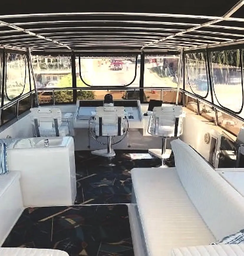 72 Viking 1990 Holland, Michigan Sold on 2020-06-01 by Denison Yacht Sales