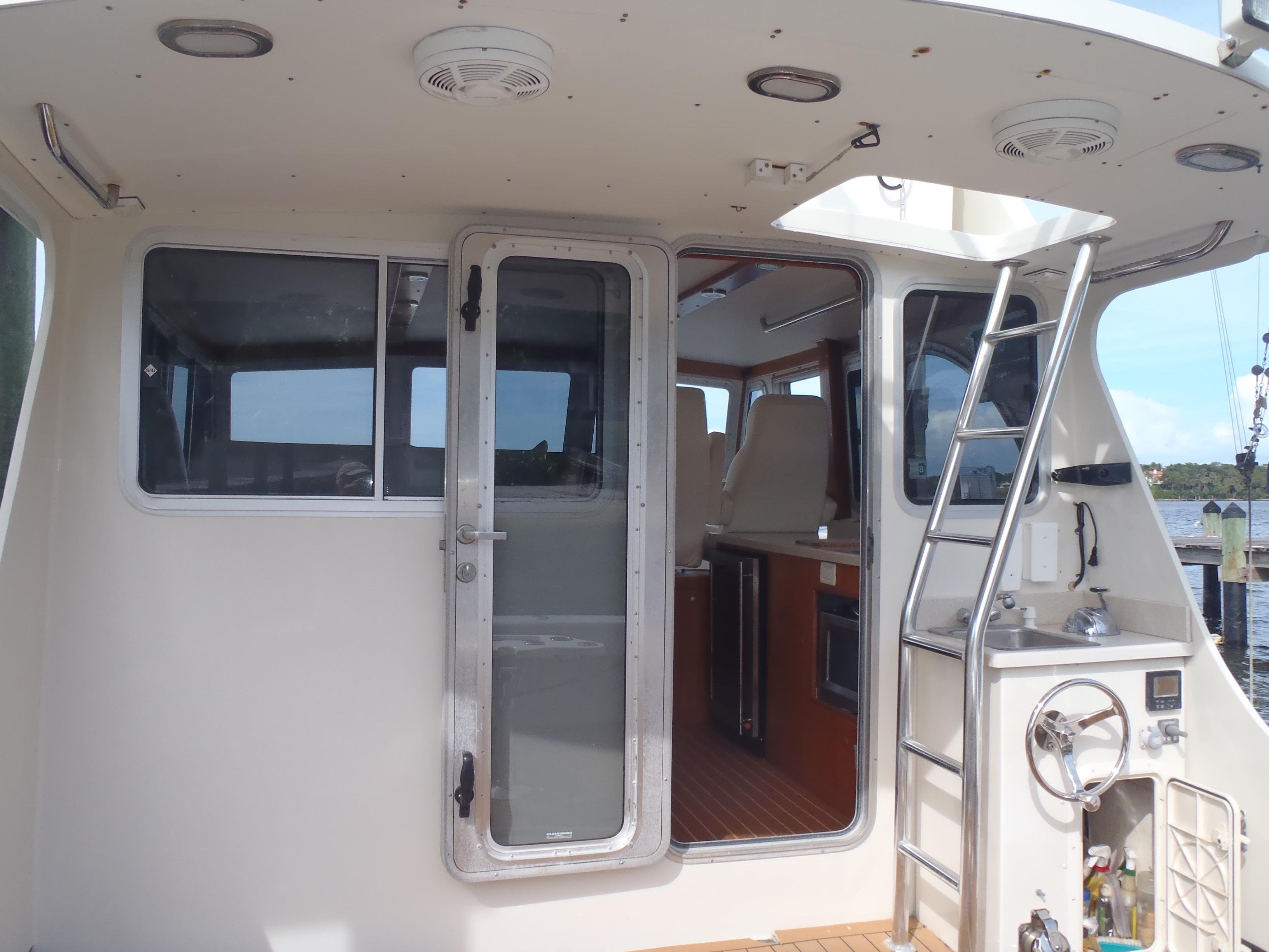 38 Northern Bay 2005 Nostalgia Stuart, Florida