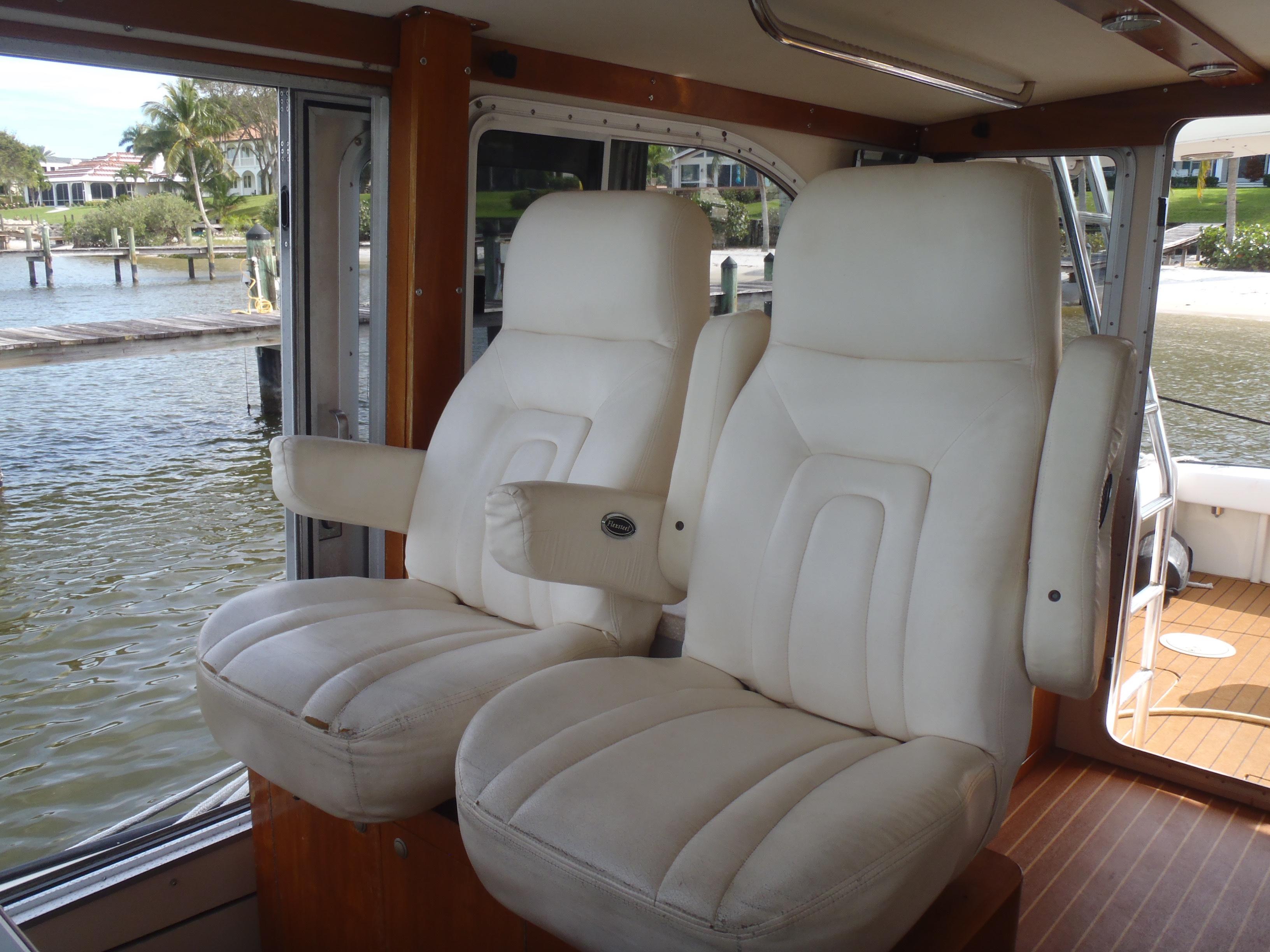 38 Northern Bay 2005 Nostalgia Stuart, Florida