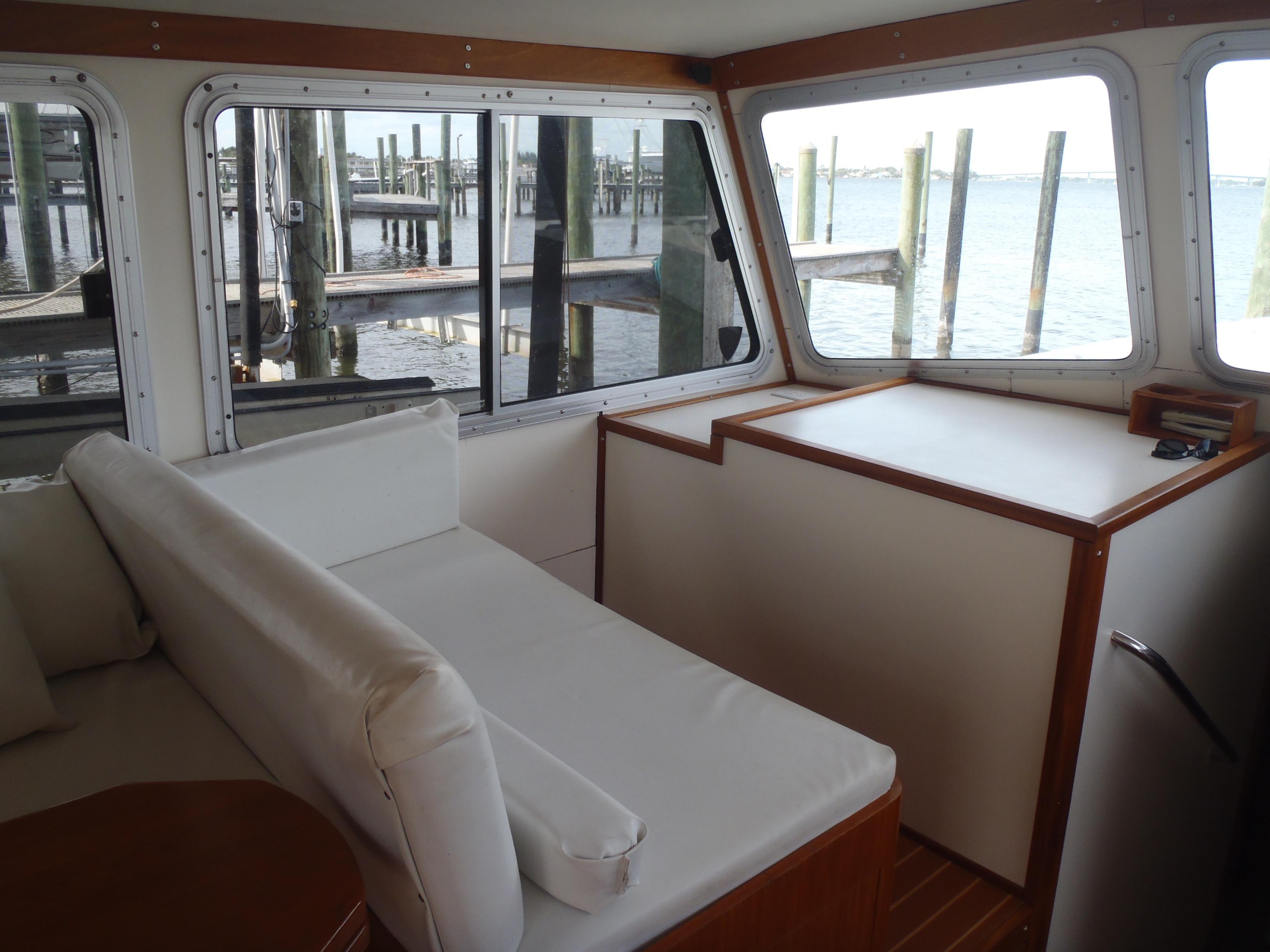 38 Northern Bay 2005 Nostalgia Stuart, Florida