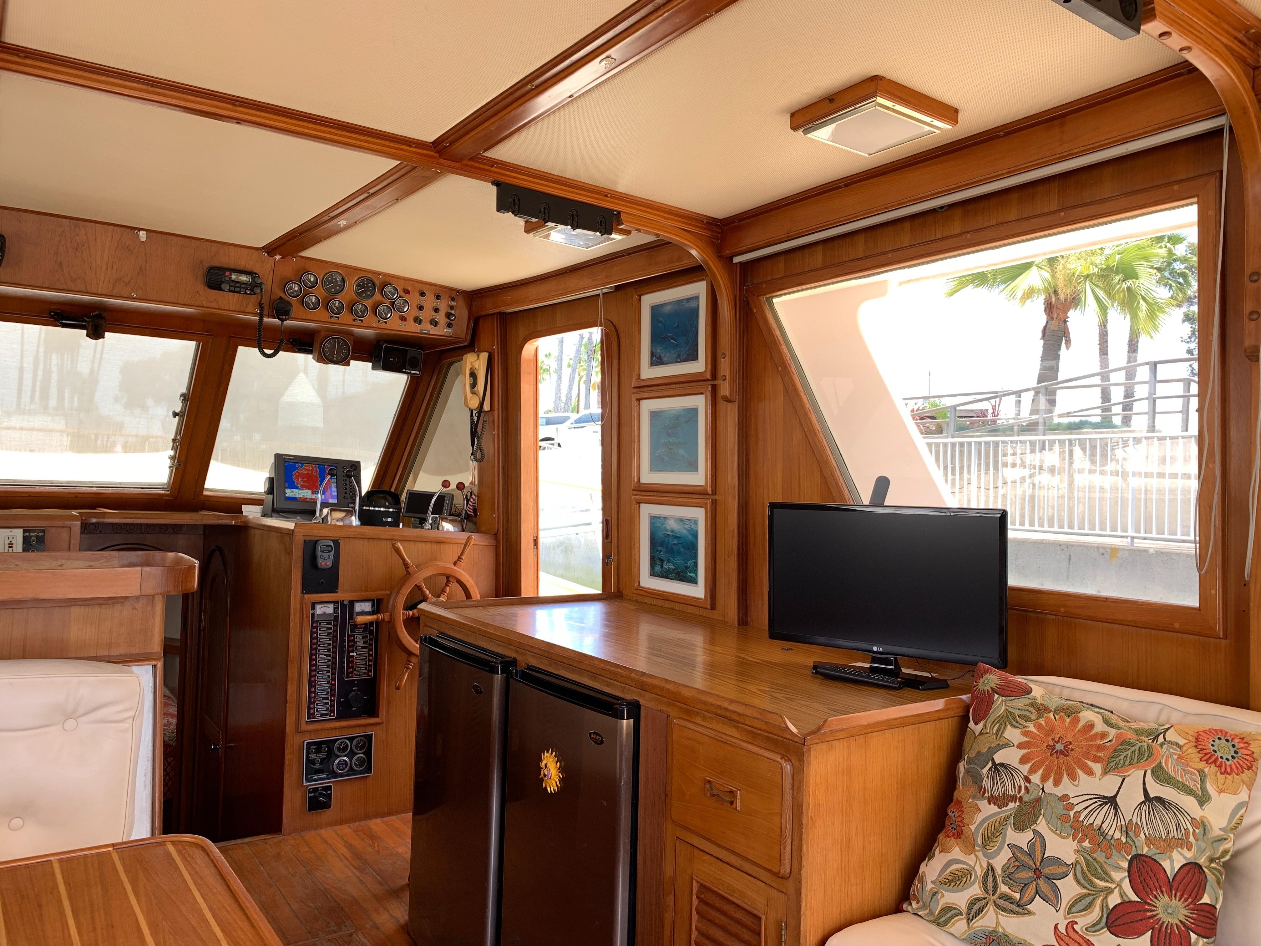42 Trawler 1984 Long Beach, California Sold on 2020-08-25 by Denison ...