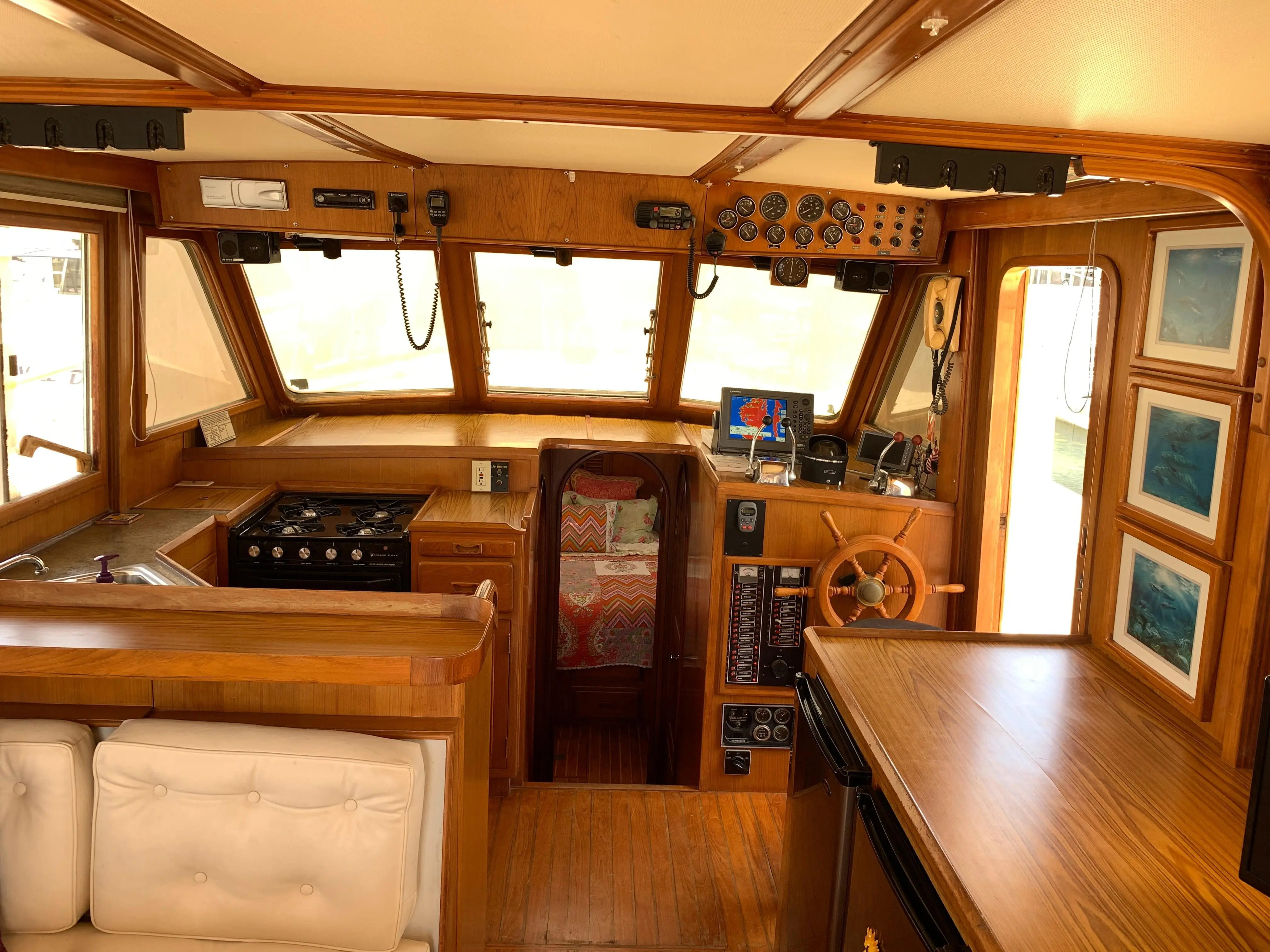 42 Trawler 1984 Long Beach, California Sold on 2020-08-25 by Denison ...