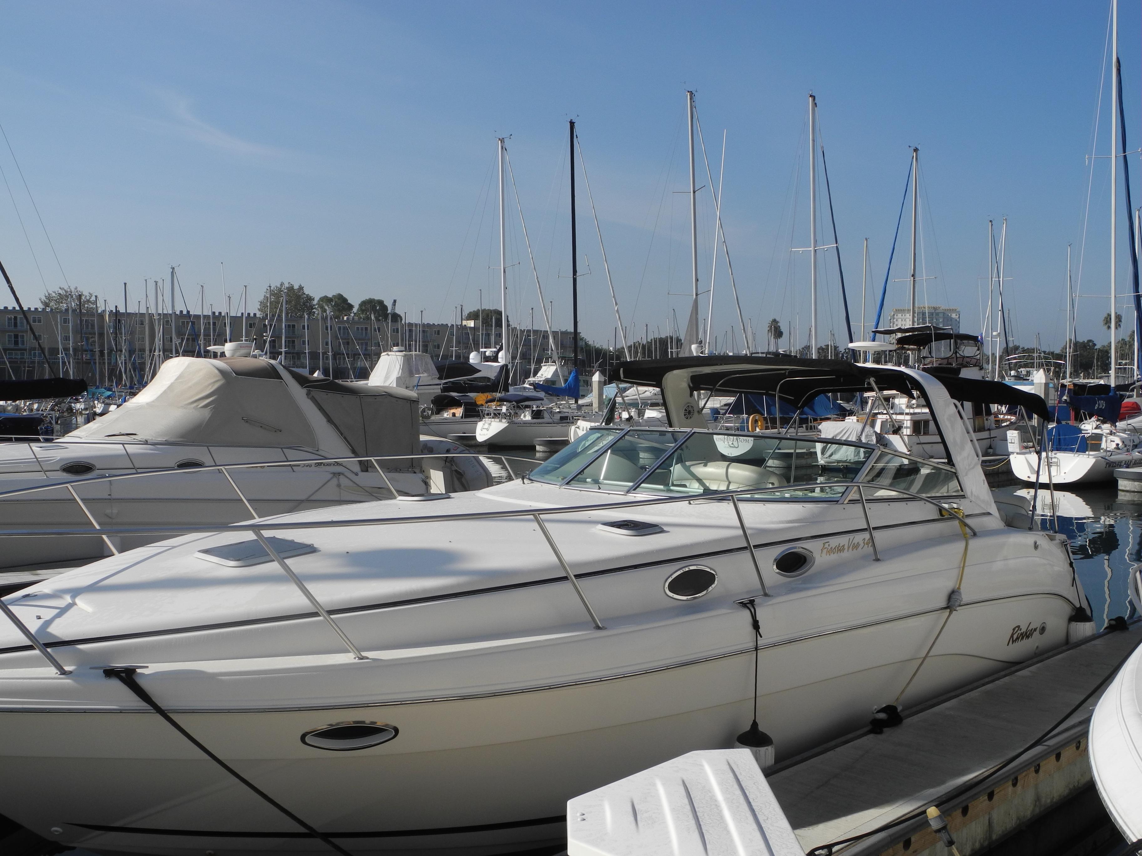 34 Rinker 2002 Marina Del Rey, California Sold on 2022-05-10 by Denison ...