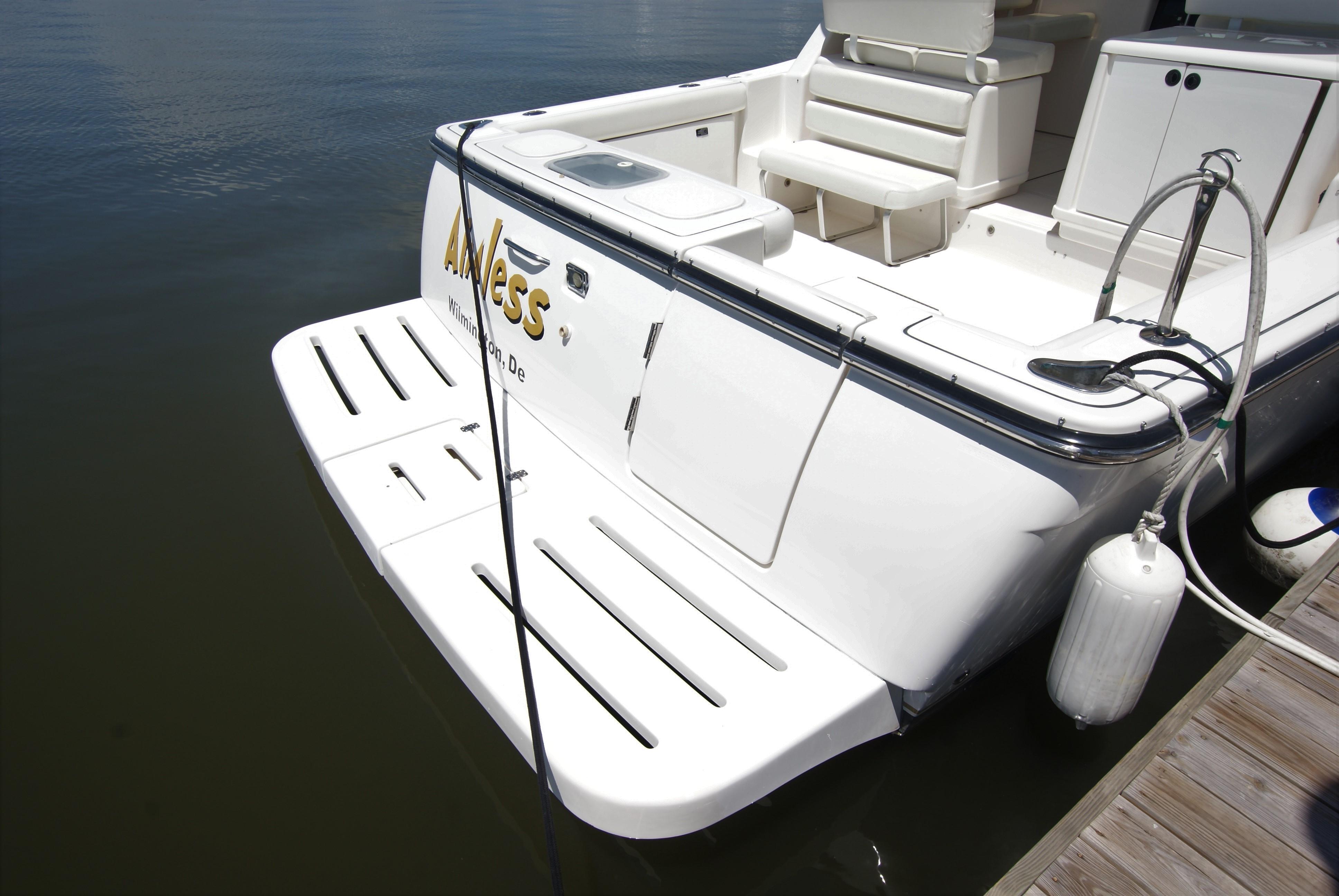 32 Tiara 2005 Hilton Head, South Carolina Sold on 2019-06-05 by Denison ...