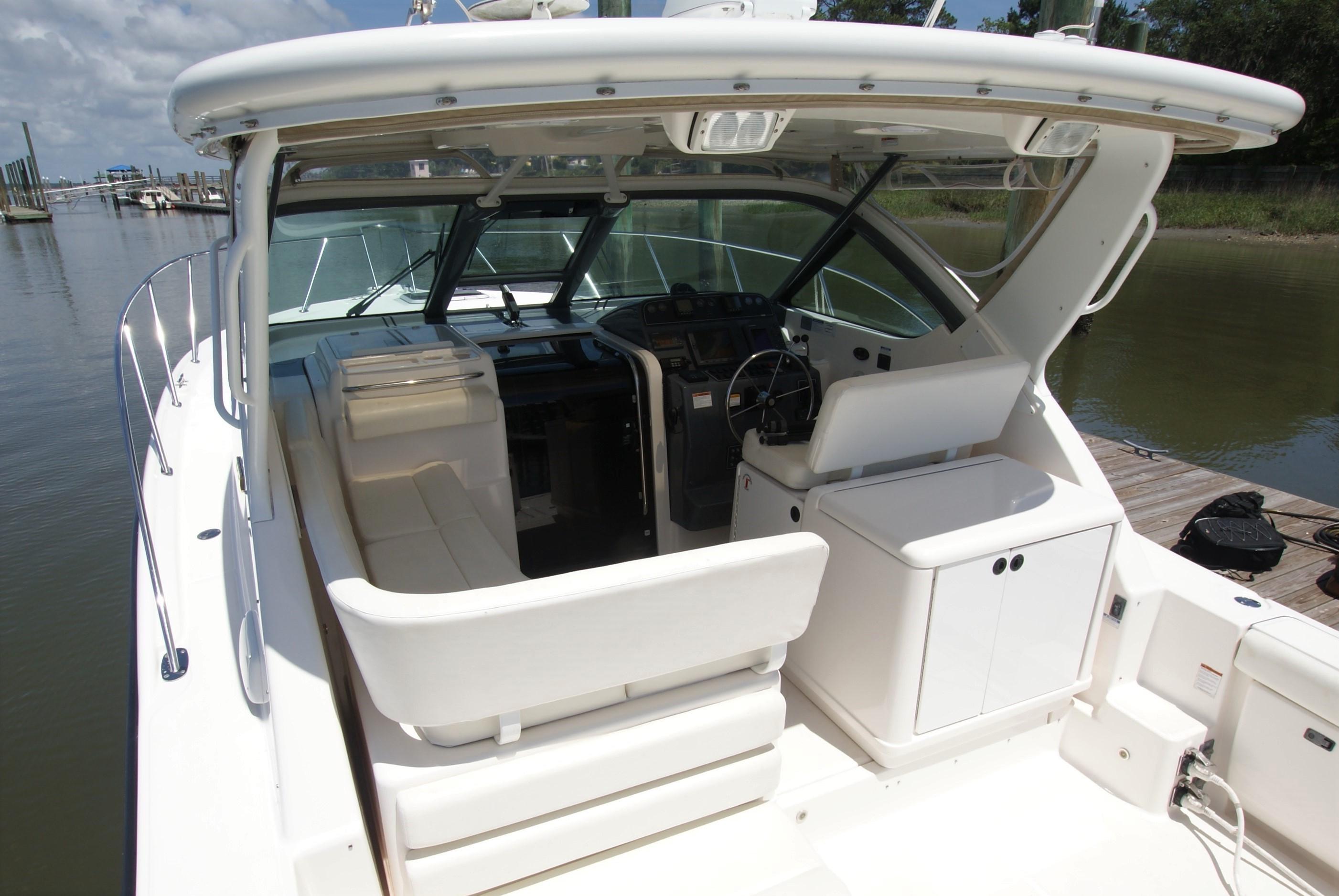 32 Tiara 2005 Hilton Head, South Carolina Sold on 2019-06-05 by Denison ...