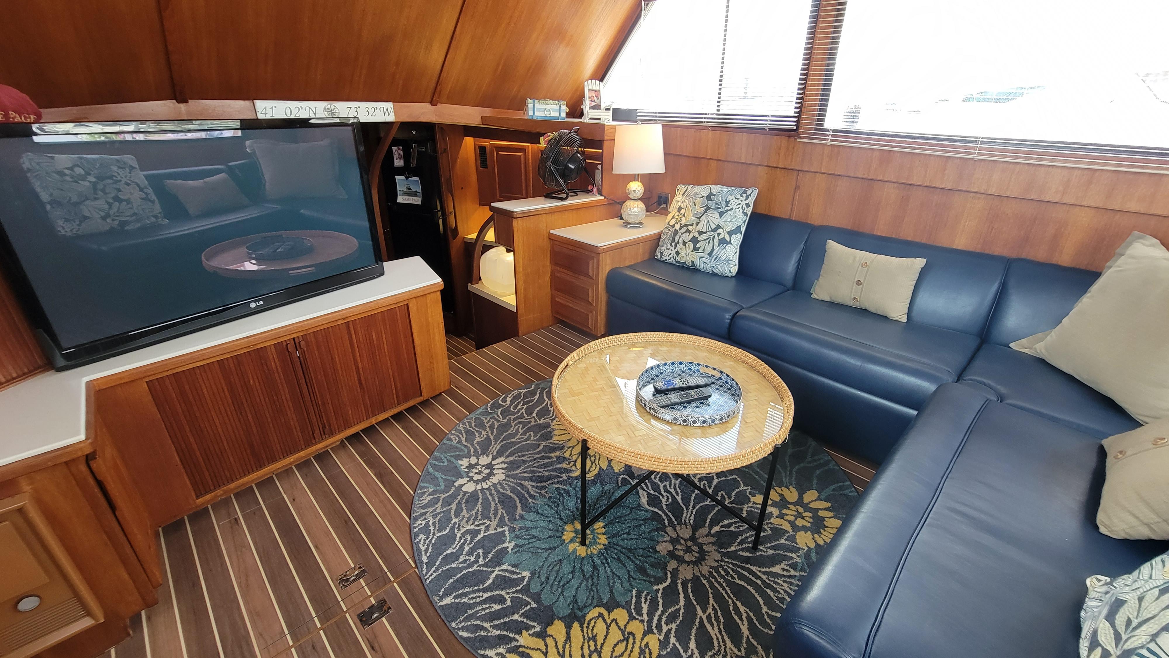 41 Viking 1988 Stamford, Connecticut Sold on 2022-08-11 by Denison ...