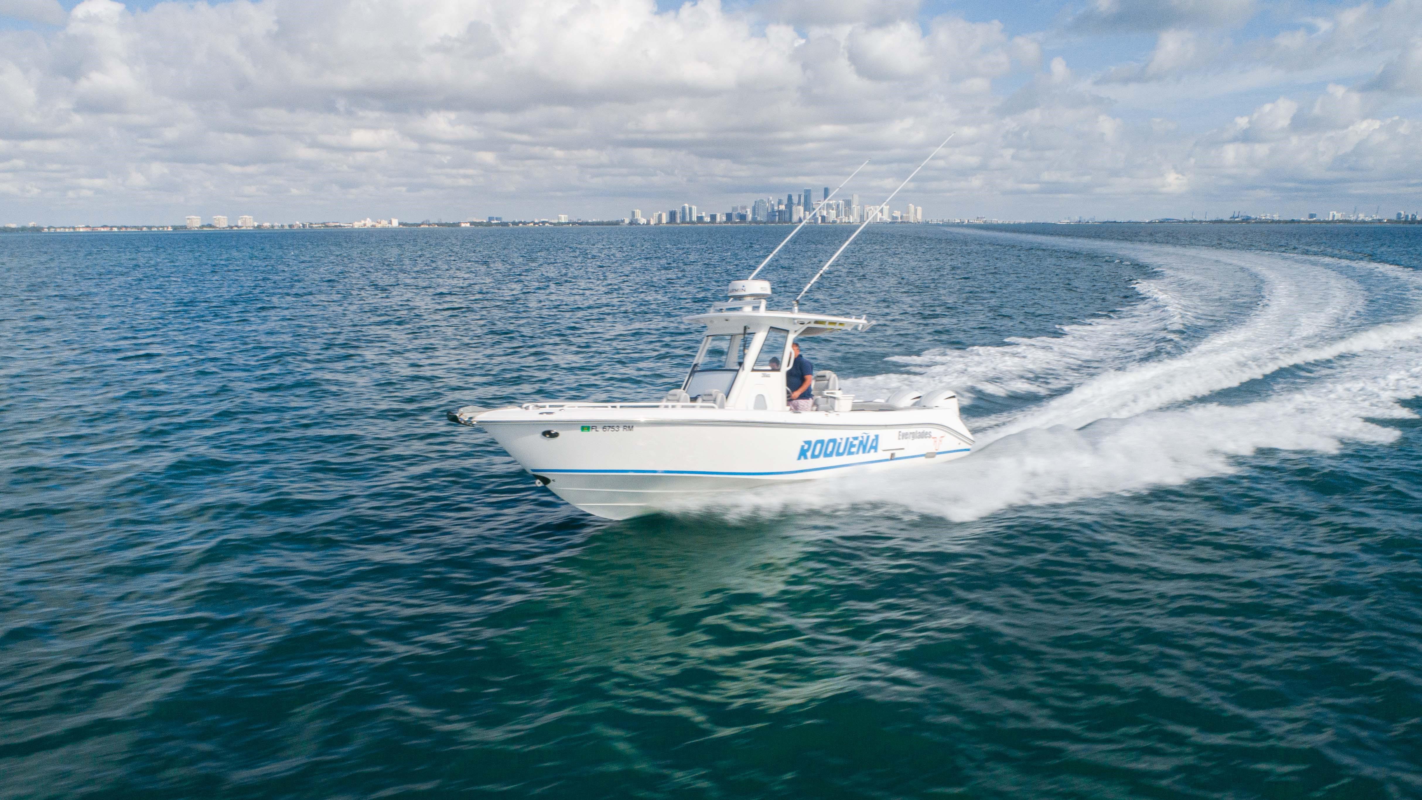 29 Everglades 2018 Roquena Miami, Florida Sold on 2020-01-18 by Denison ...