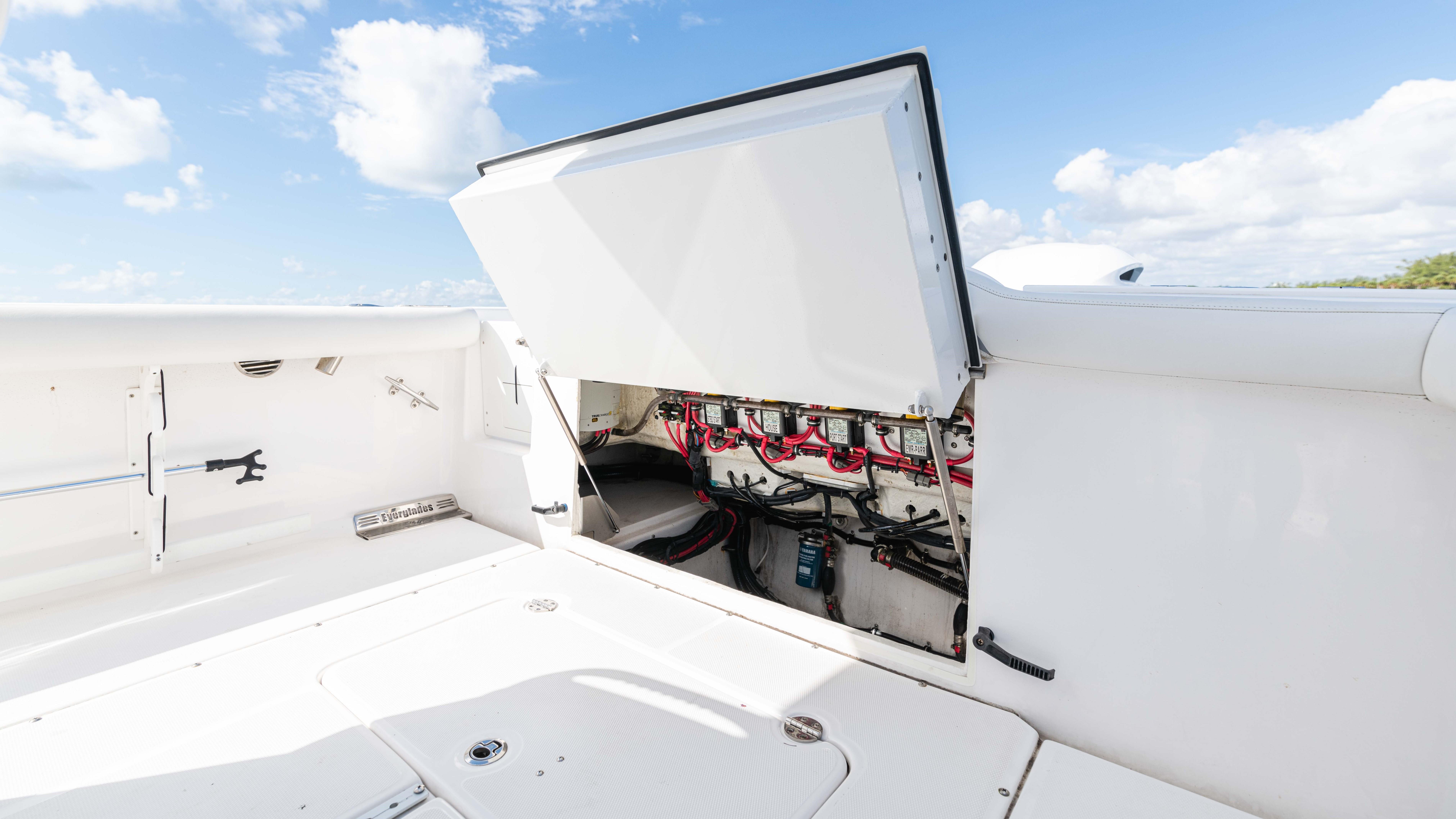 29 Everglades 2018 Roquena Miami, Florida Sold on 2020-01-18 by Denison ...