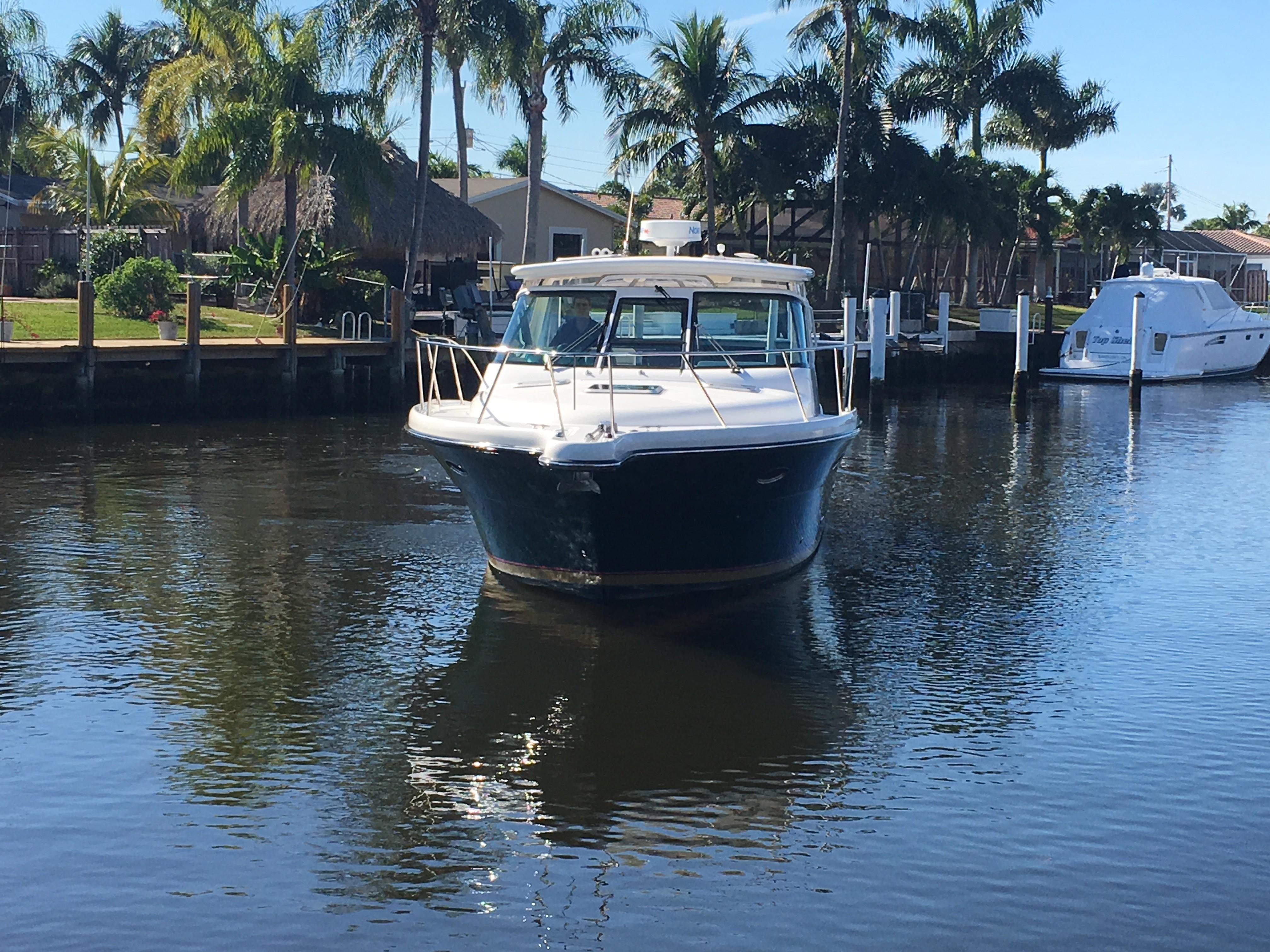 32 Tiara 2005 Pompano Beach, Florida Sold on 2019-12-09 by Denison ...
