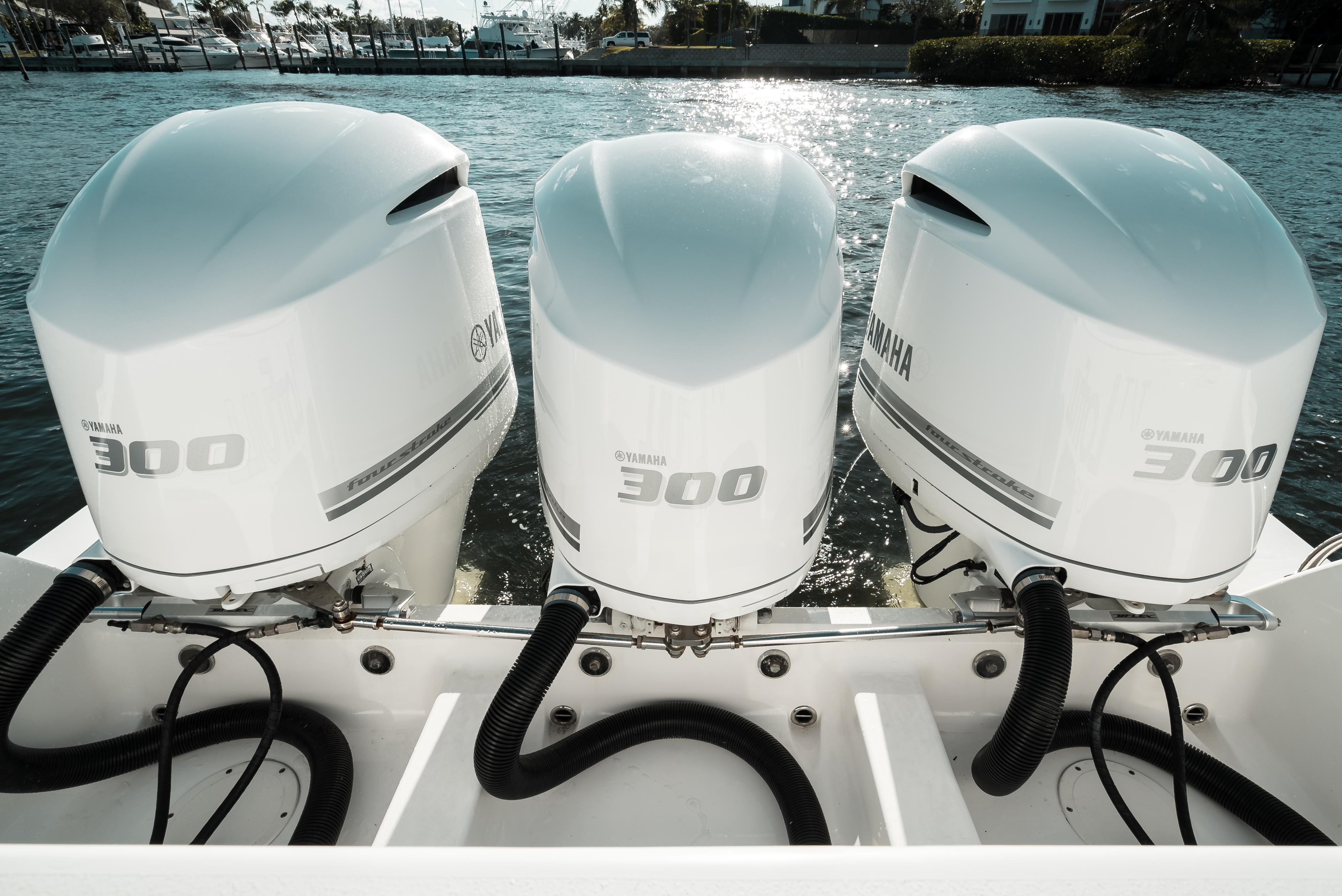 37 Intrepid 2017 Jupiter, Florida Sold on 2021-02-09 by Denison Yacht Sales