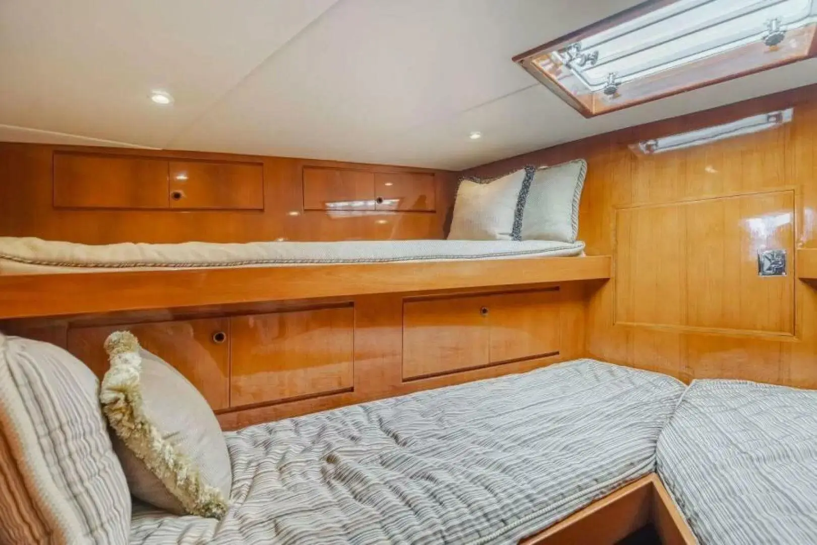 70 Cheoy Lee 1988 San Pedro, California Sold on 2023-10-06 by Denison ...