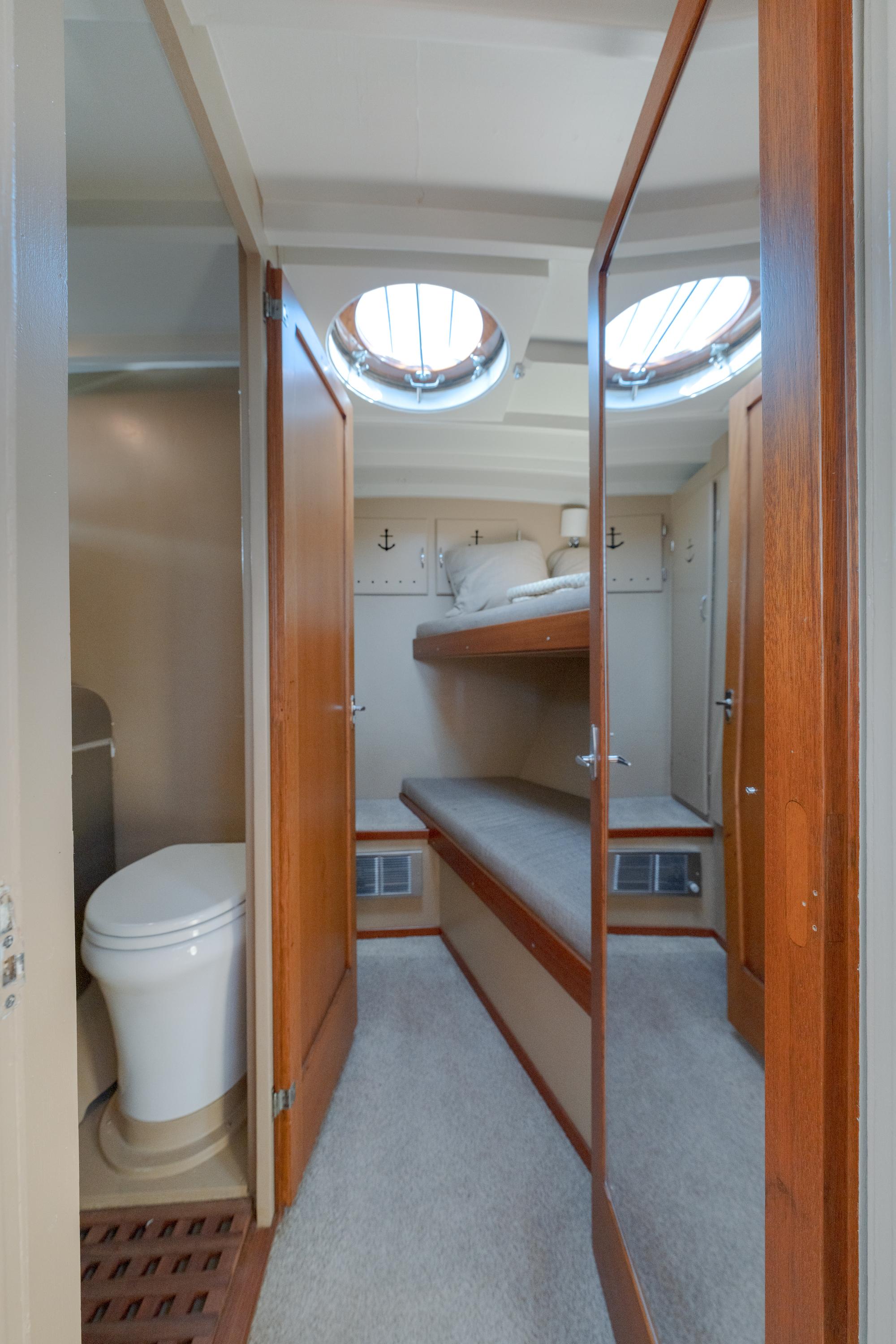 55 Chris-craft 1957 At Last Seattle, Washington Sold on 2021-07-12 by ...