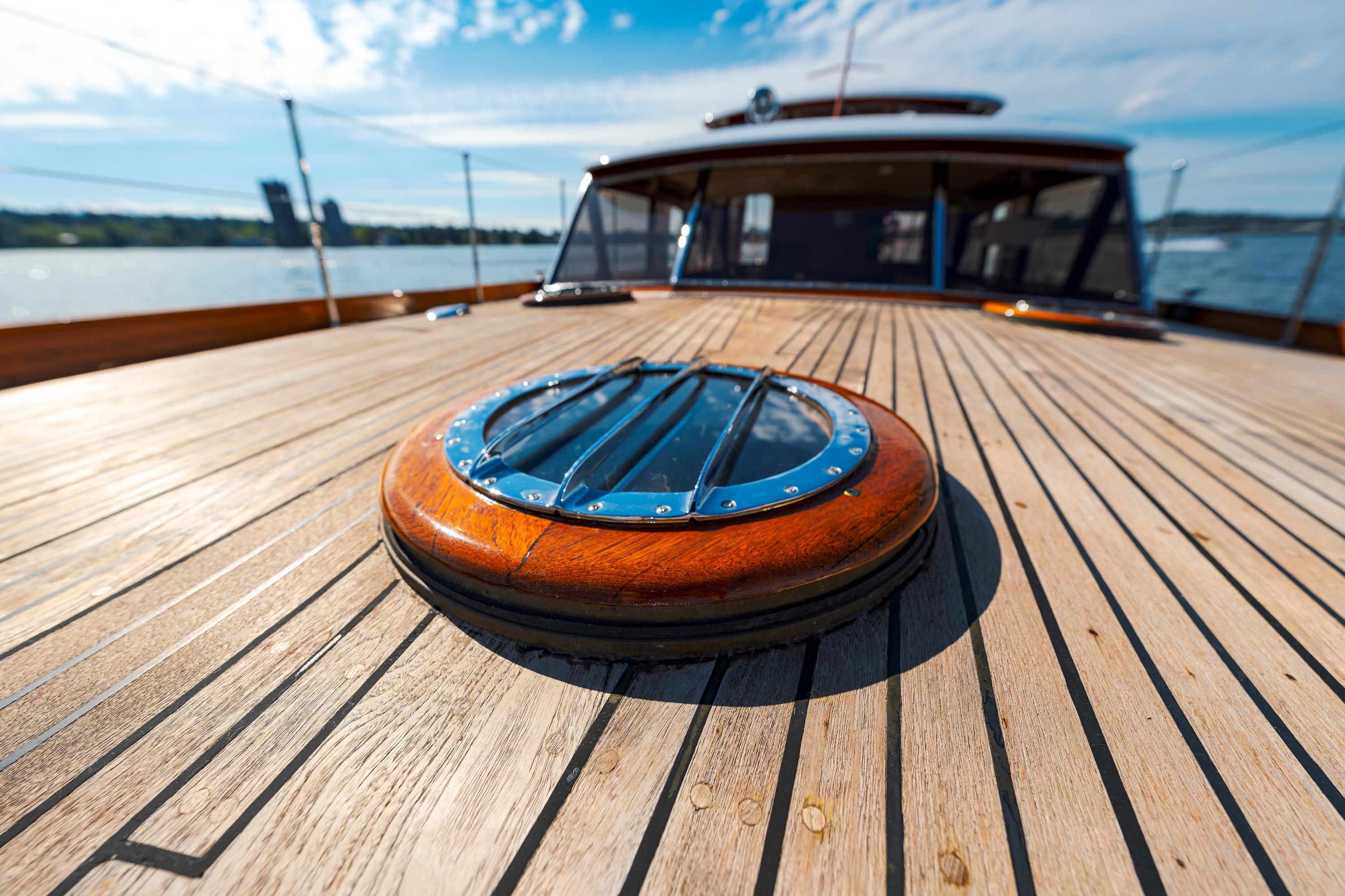 55 Chris-craft 1957 At Last Seattle, Washington Sold on 2021-07-12 by ...