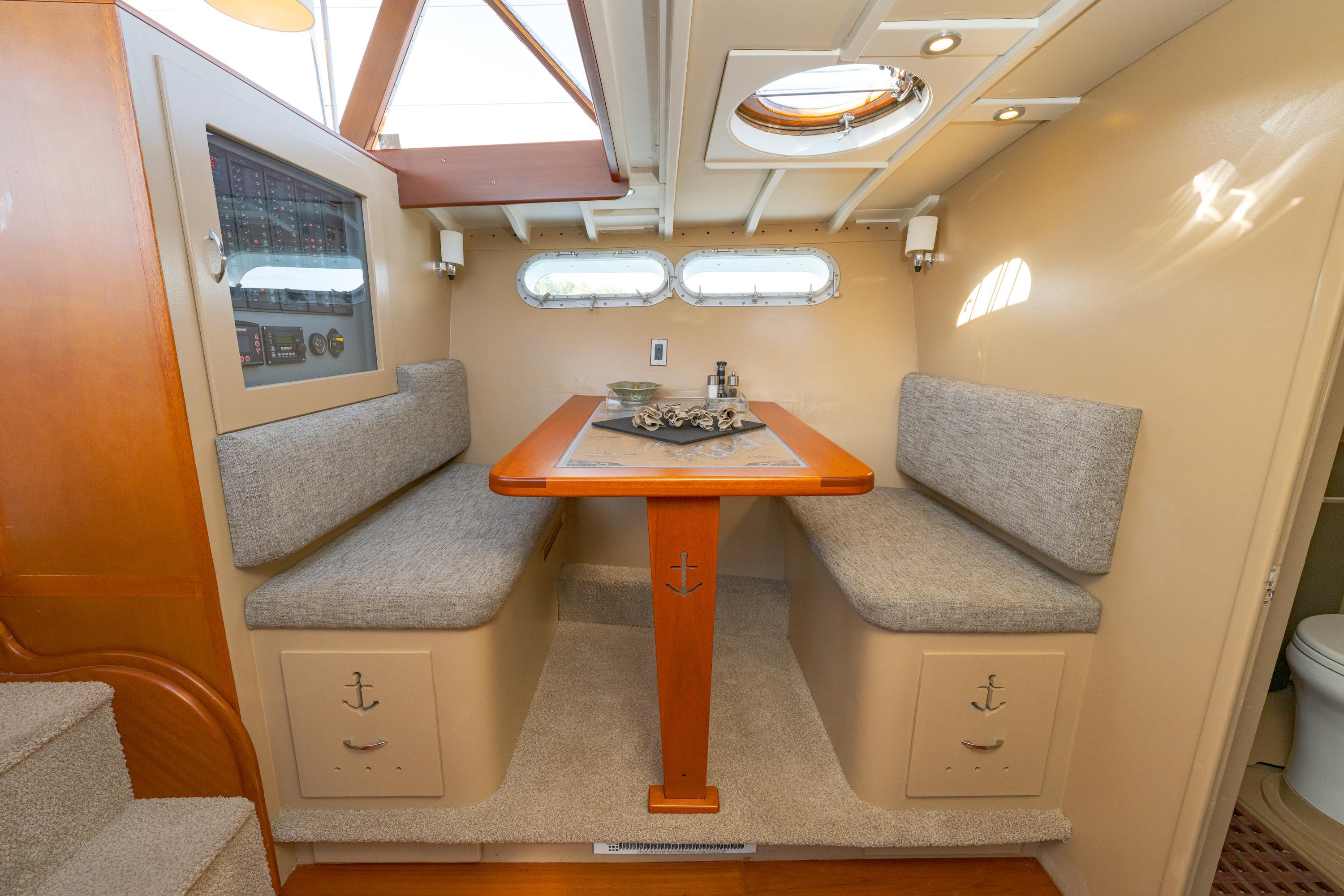 55 Chris-craft 1957 At Last Seattle, Washington Sold on 2021-07-12 by ...