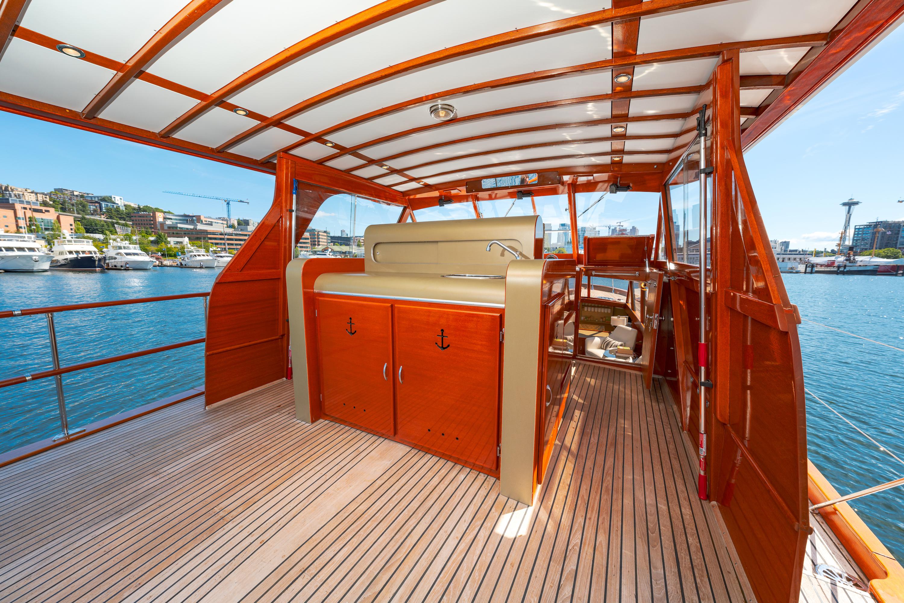 55 Chris-craft 1957 At Last Seattle, Washington Sold on 2021-07-12 by ...