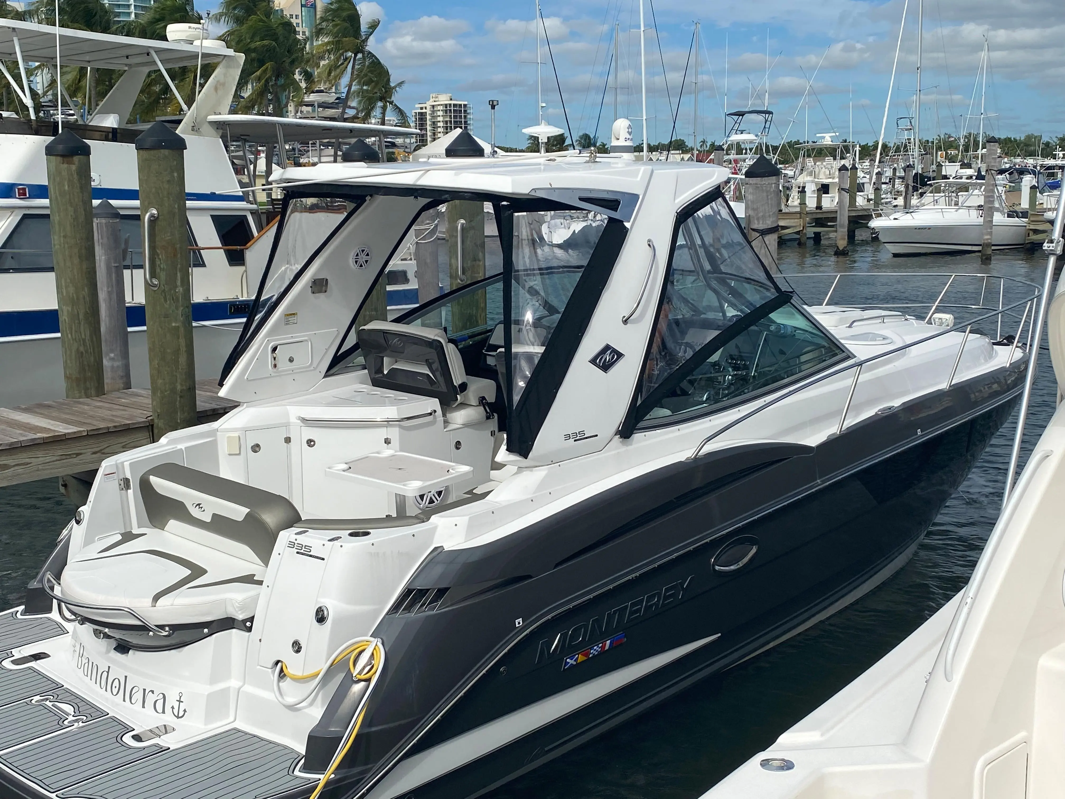 33 Monterey 2019 Bandolera Miami, Florida Sold on 2022-03-09 by Denison ...