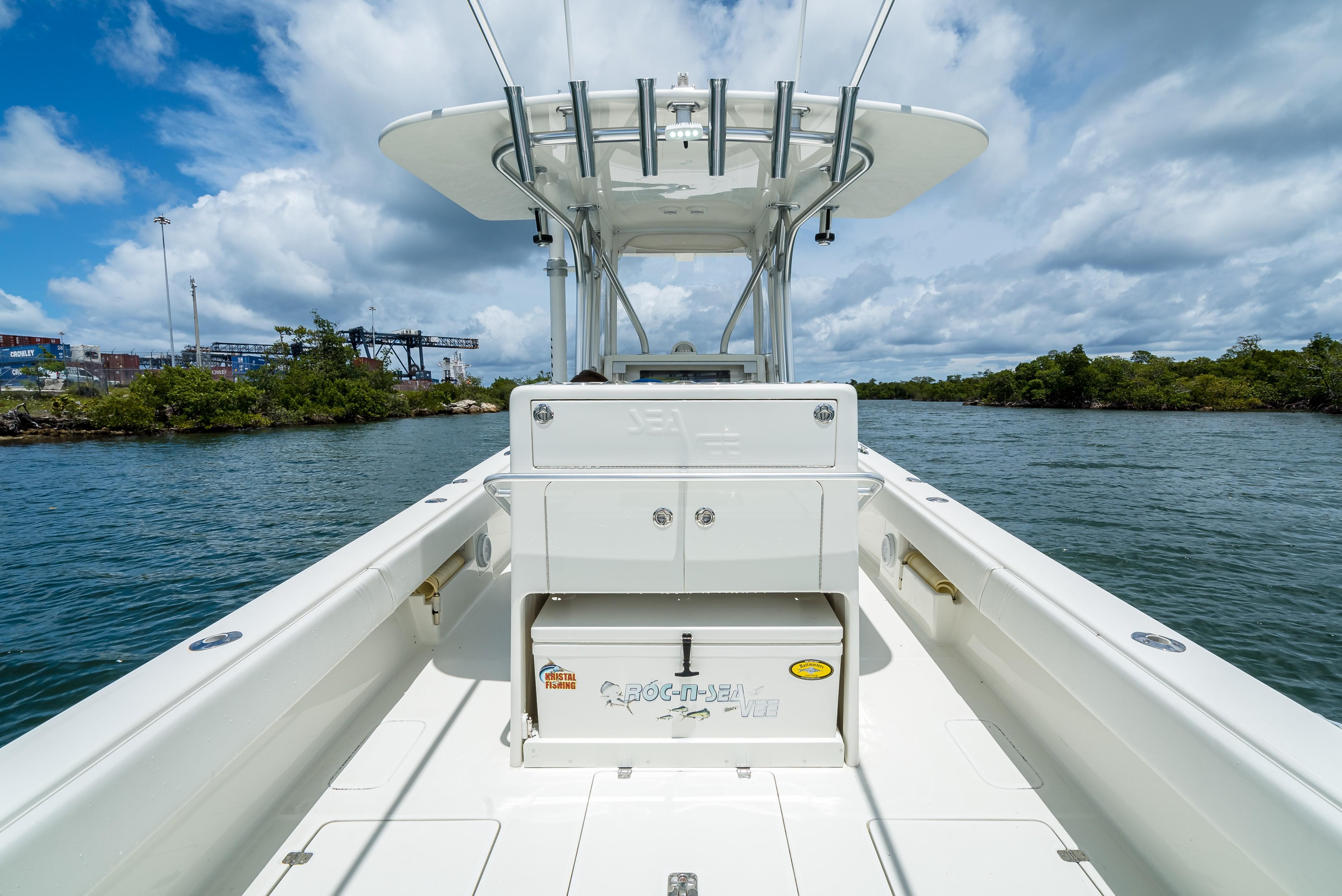 32 Seavee 2017 Roc-N-Sea Vee Fort Lauderdale, Florida