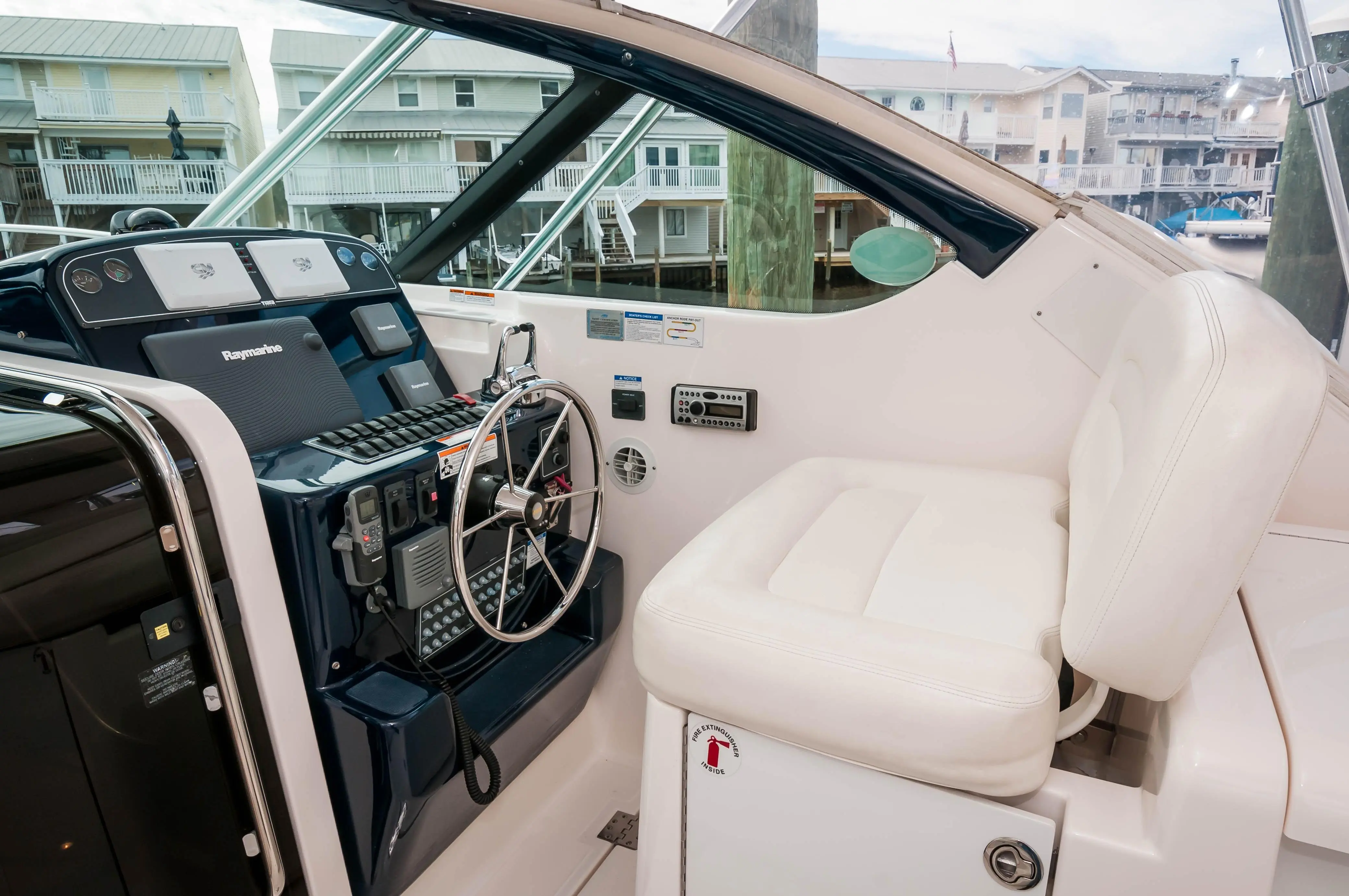 36 Tiara 2009 Amazing Blue Destin, Florida Sold on 2020-02-27 by ...