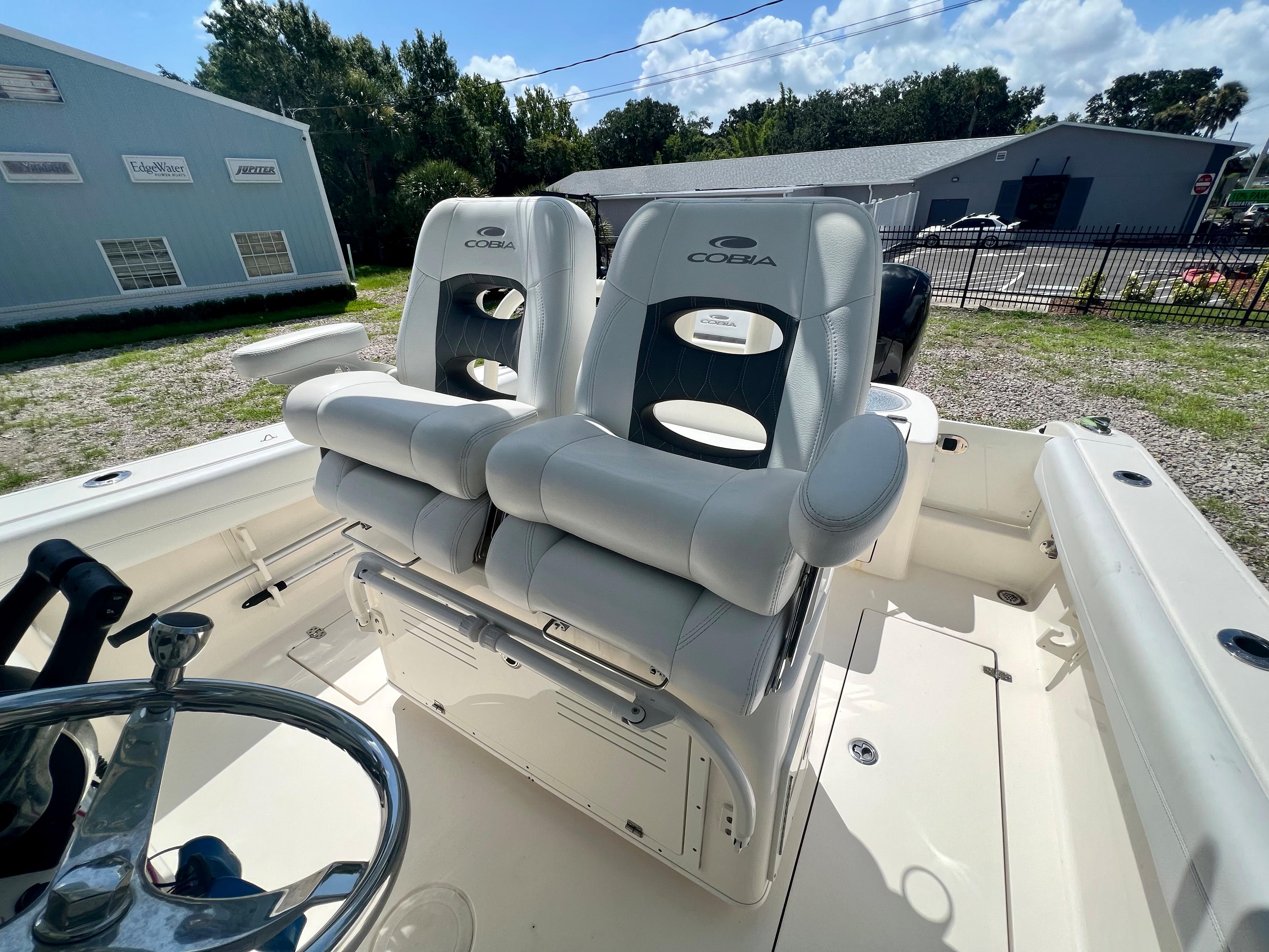 26 Cobia 2020 Daytona Beach, Florida Sold on 2022-08-13 by Denison ...