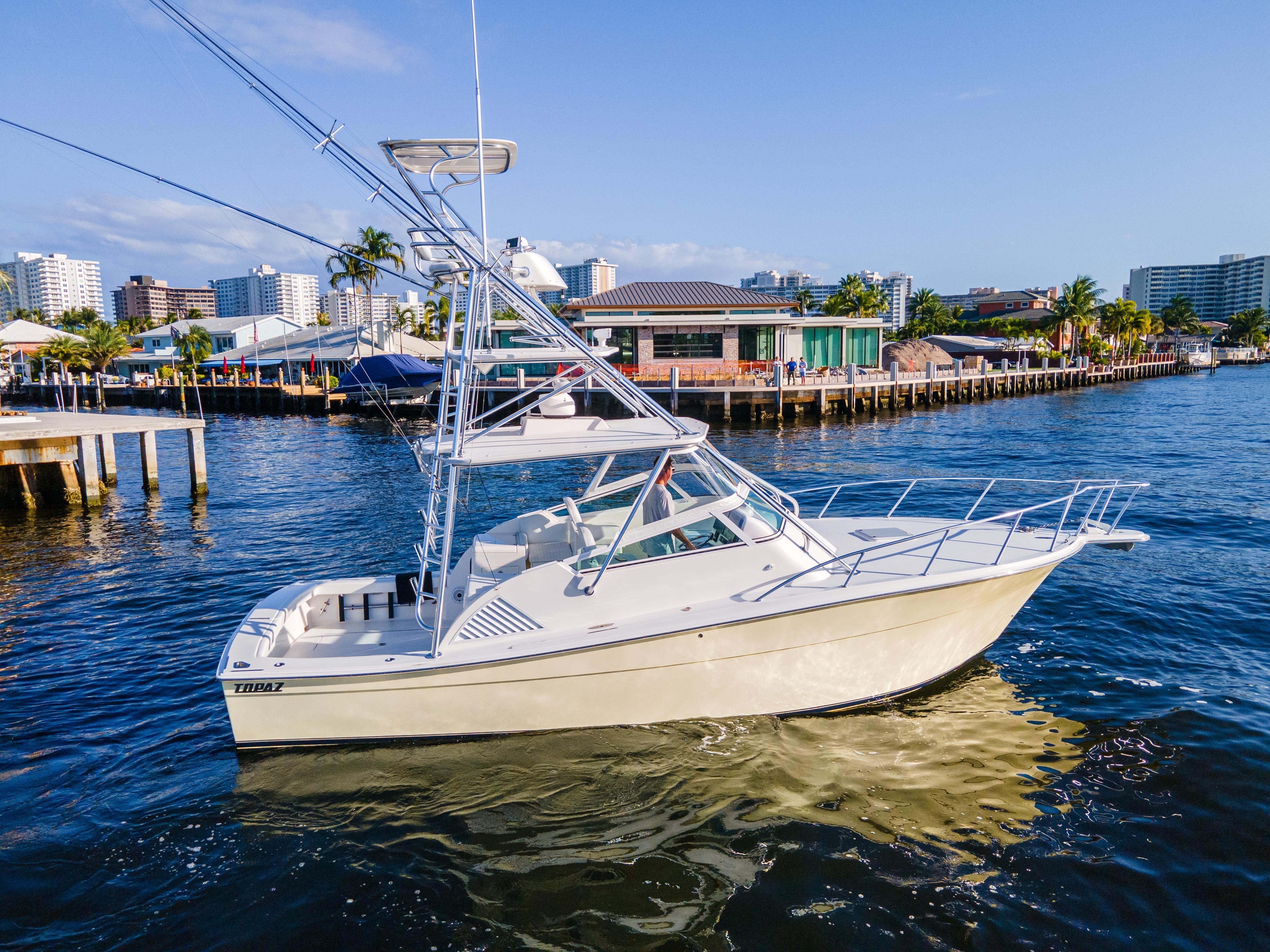 33 Topaz 2007 Rose Grey Fort Lauderdale, Florida Sold on 2022-08-18 by ...