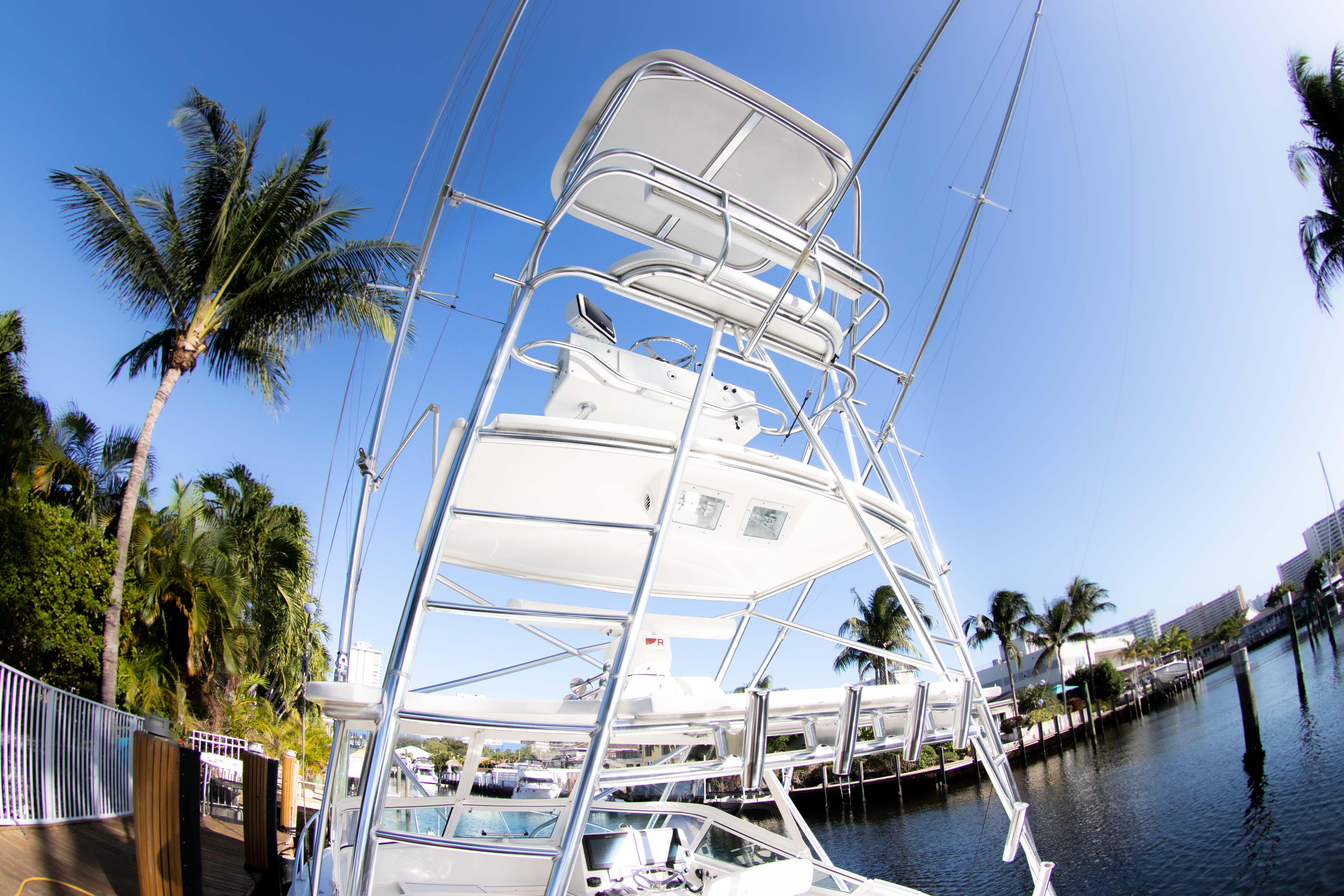 33 Topaz 2007 Rose Grey Fort Lauderdale, Florida Sold on 2022-08-18 by ...