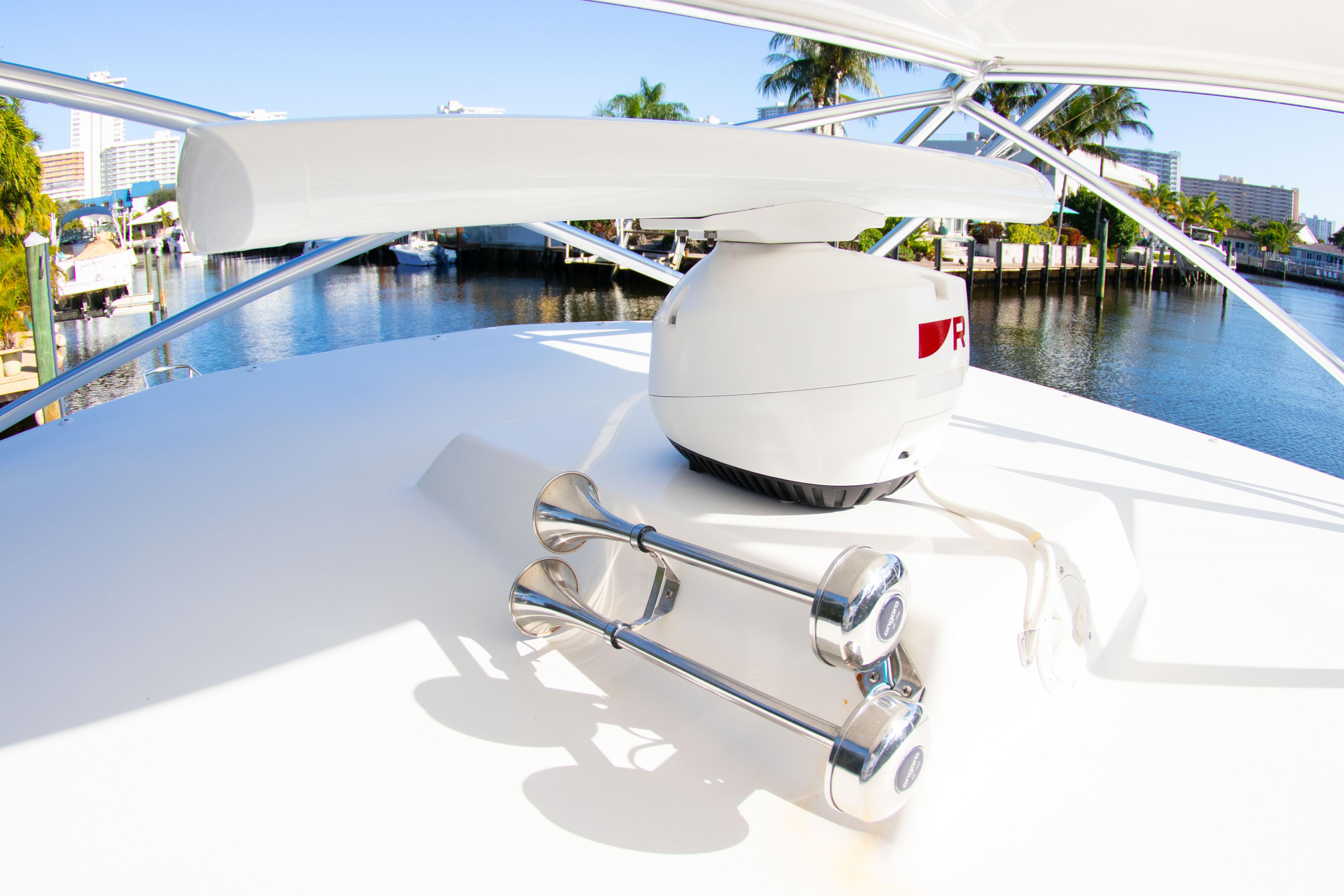 33 Topaz 2007 Rose Grey Fort Lauderdale, Florida Sold on 2022-08-18 by ...