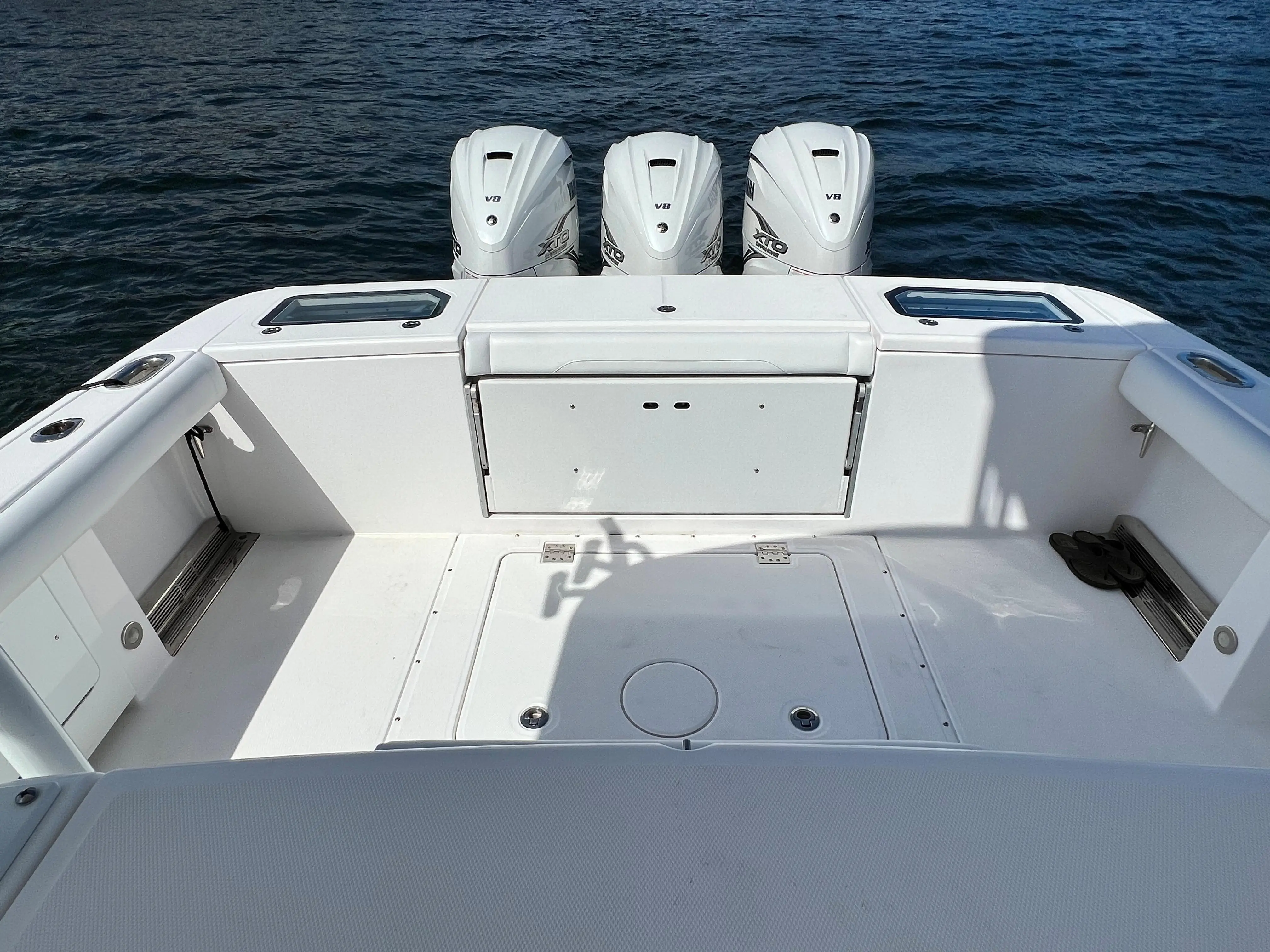 43 Everglades 2019 2019 Everglades 435CC Fort Lauderdale, Florida Sold ...