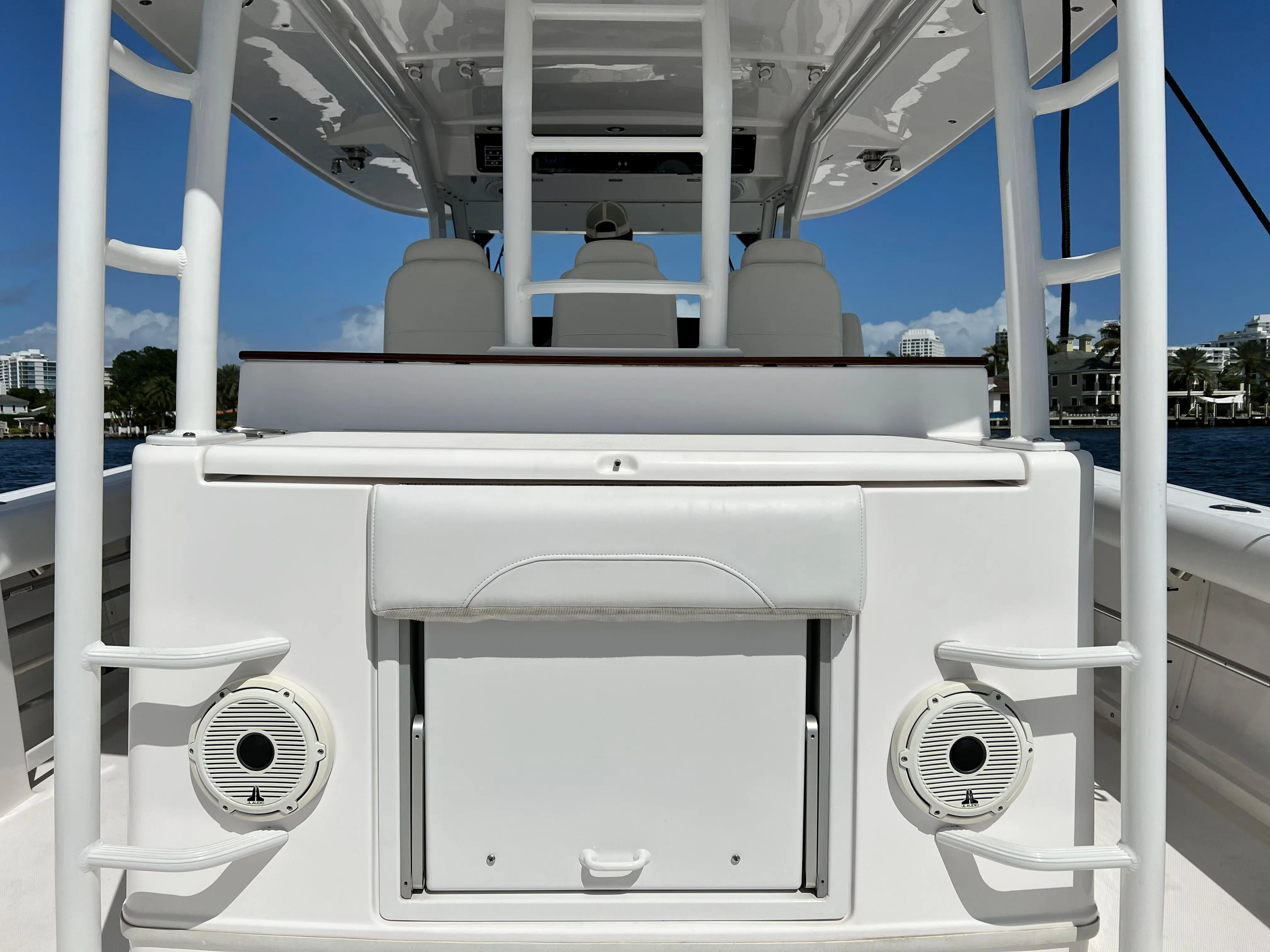 43 Everglades 2019 2019 Everglades 435CC Fort Lauderdale, Florida Sold ...