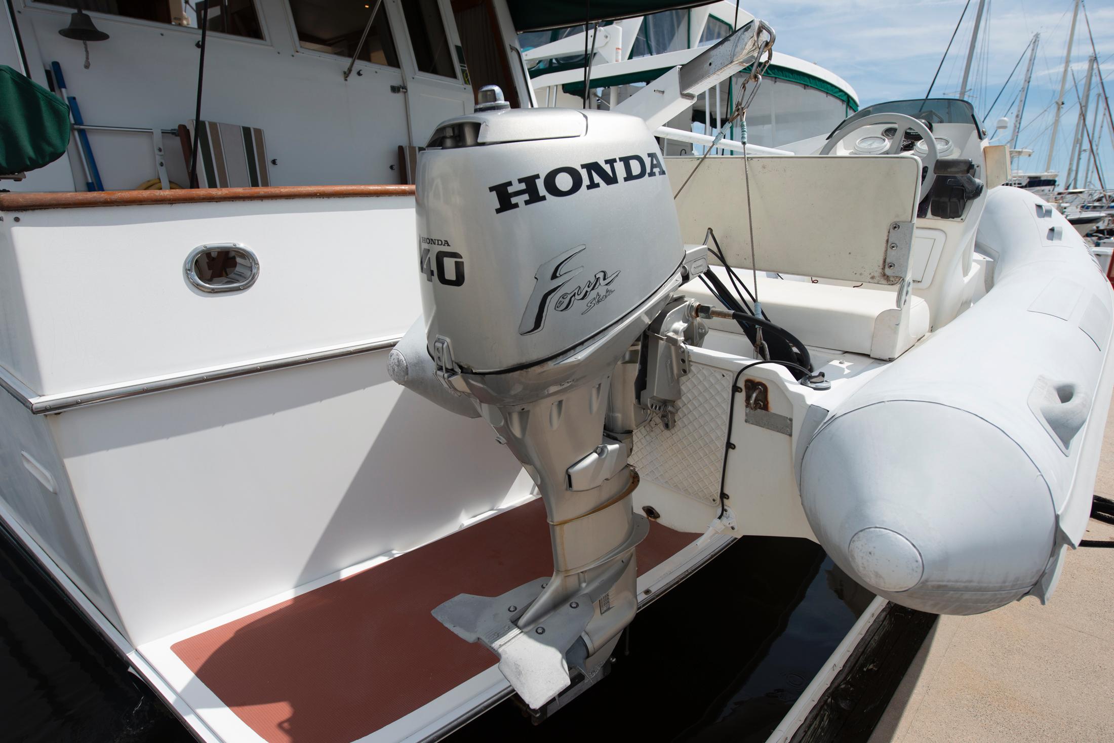 54 Ocean Alexander 2000 Recovery Daytona Beach, Florida Sold on 2021-07 ...