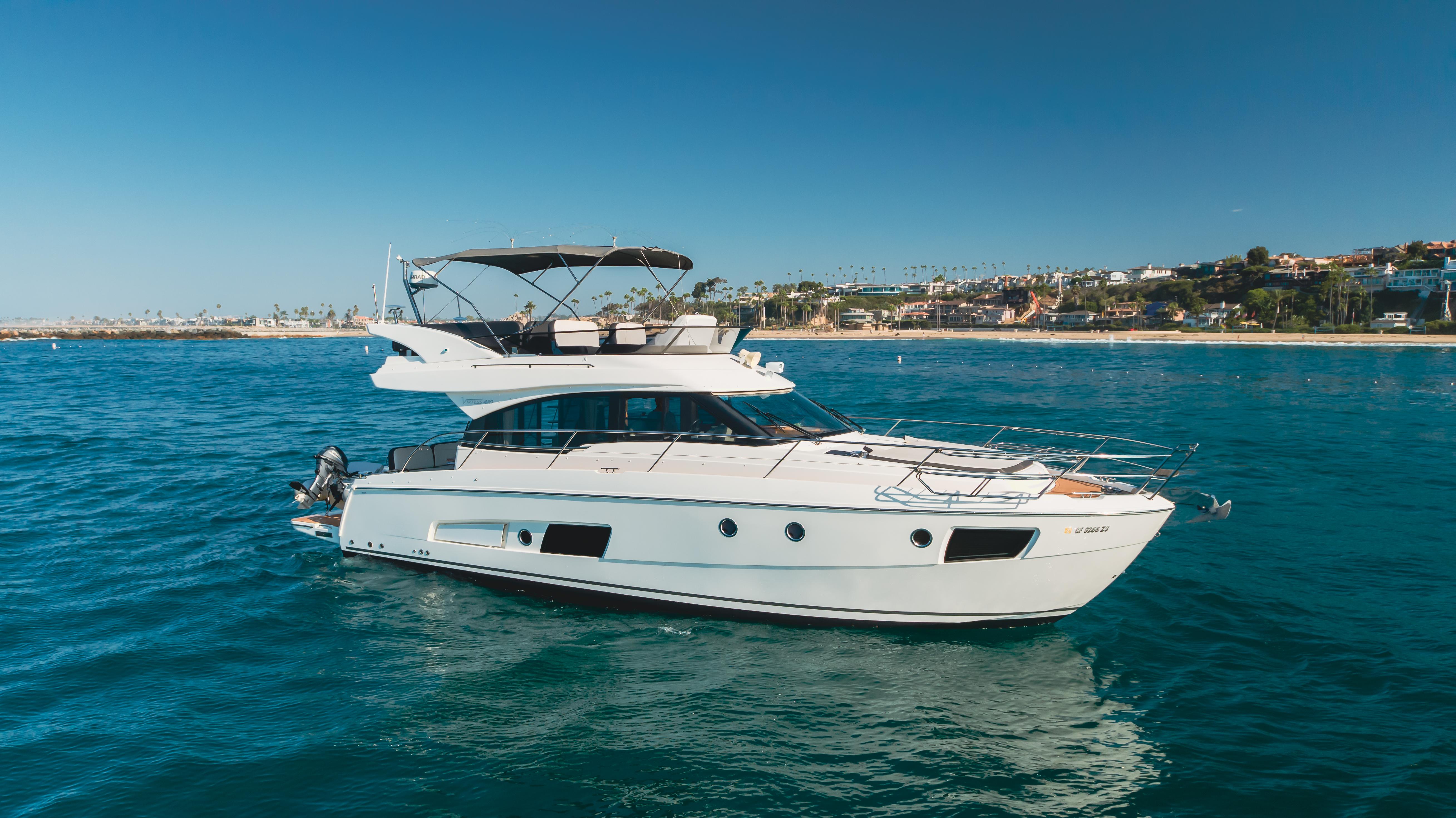 42 Bavaria 2019 YOLO Long Beach, California