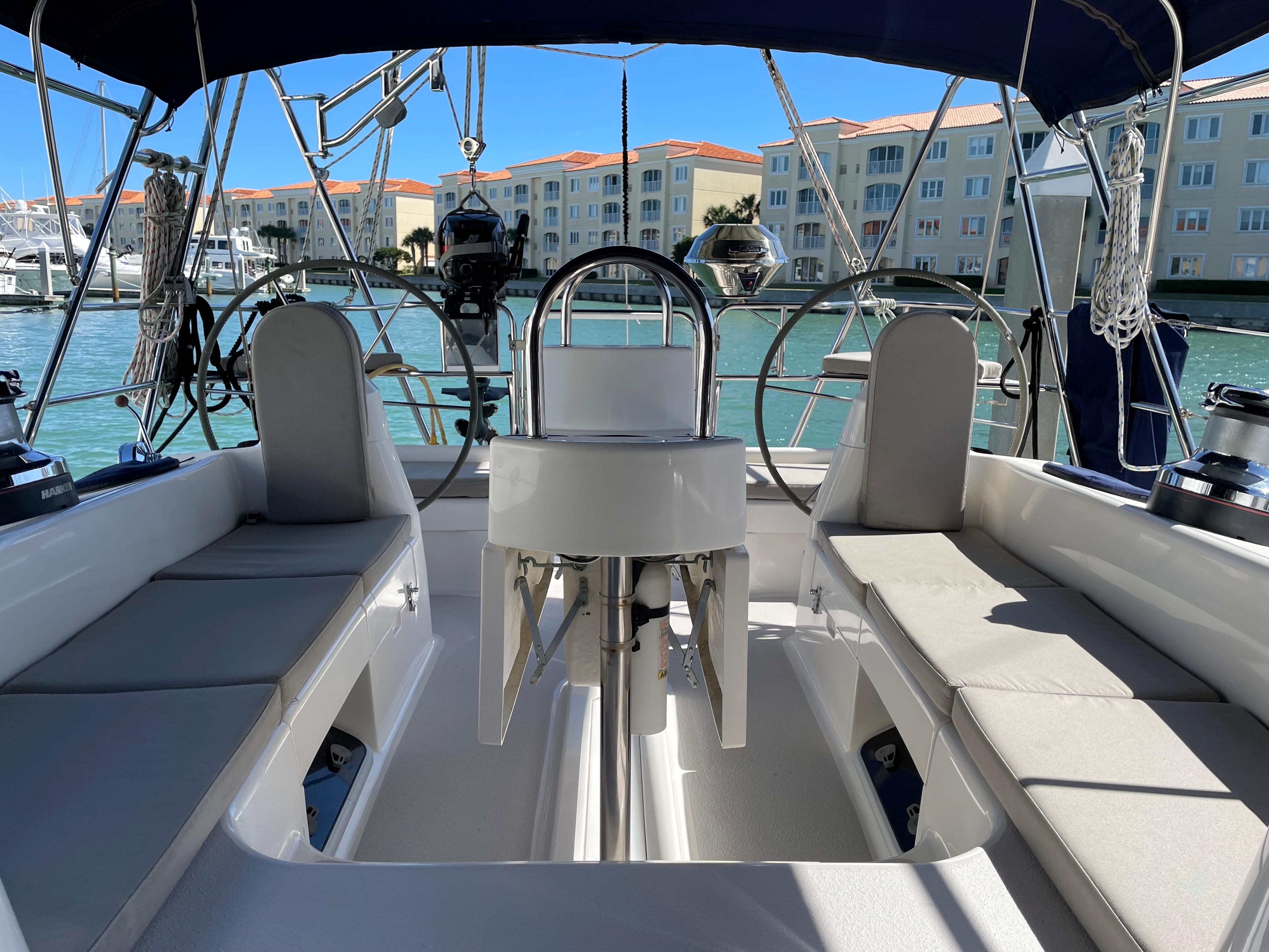 47 Catalina 2002 Quiet Flight Fort Pierce, Florida
