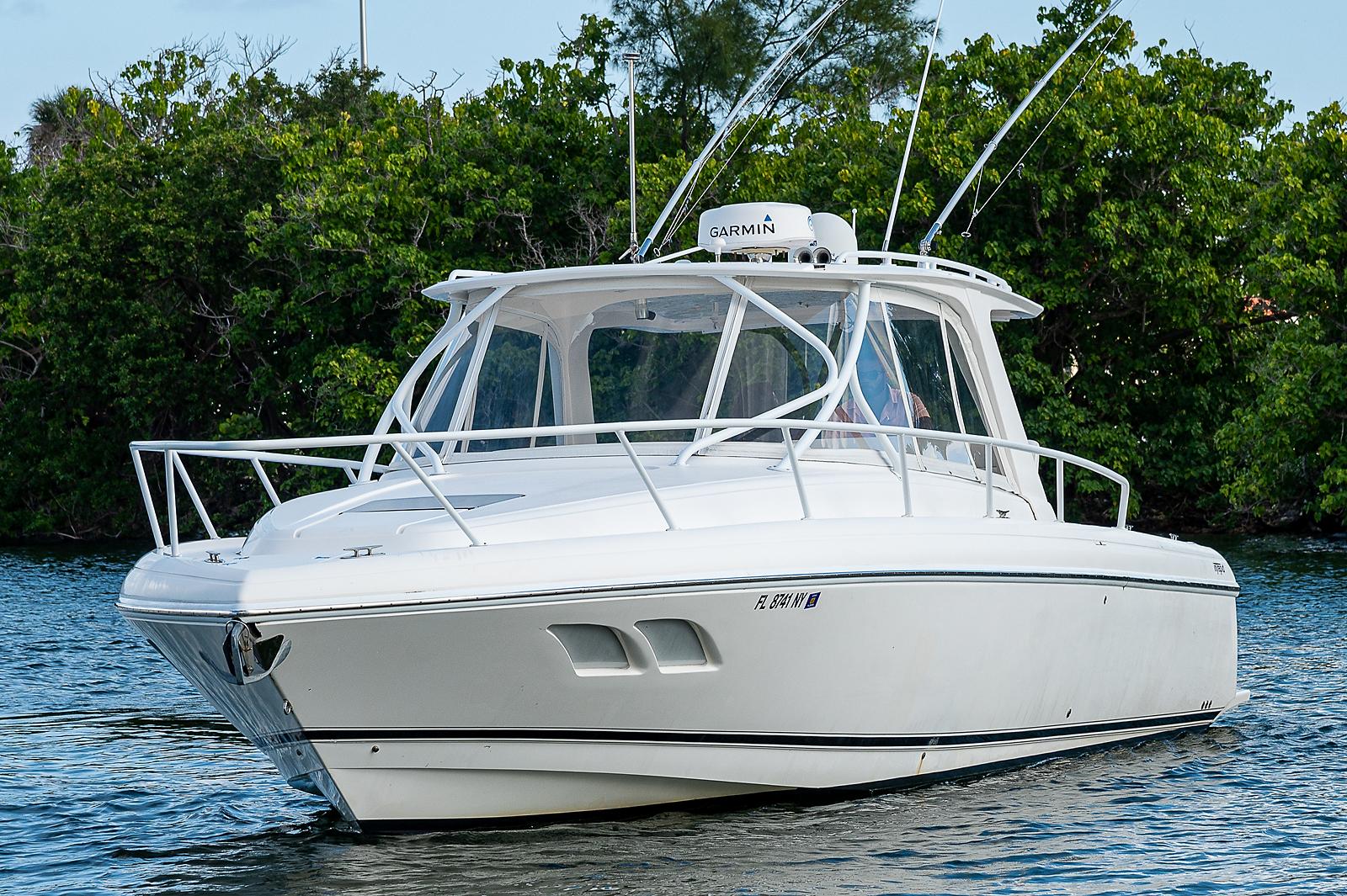 39 Intrepid 2010 Miami Beach, Florida