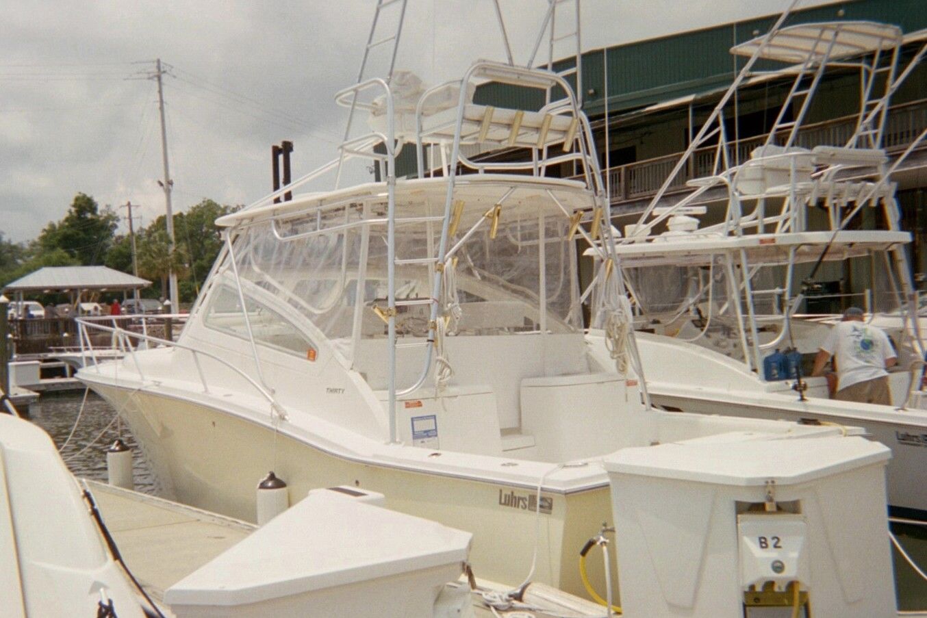 30 Luhrs 2005 Pensacola, Florida Sold on 2016-07-25 by Denison Yacht Sales