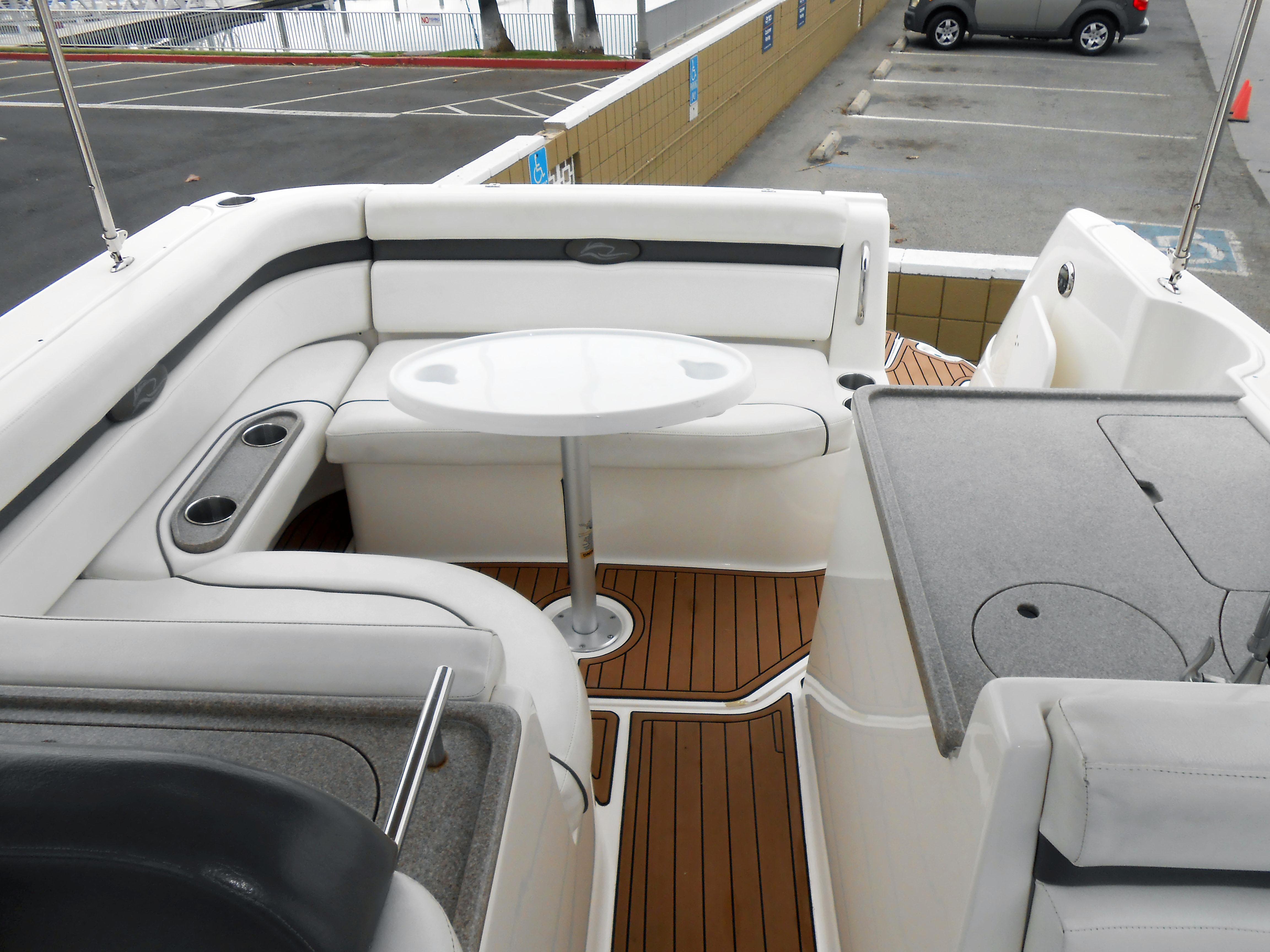 28 Rinker 2008 Keeping It Reel Long Beach, California Sold on 2022-02 ...