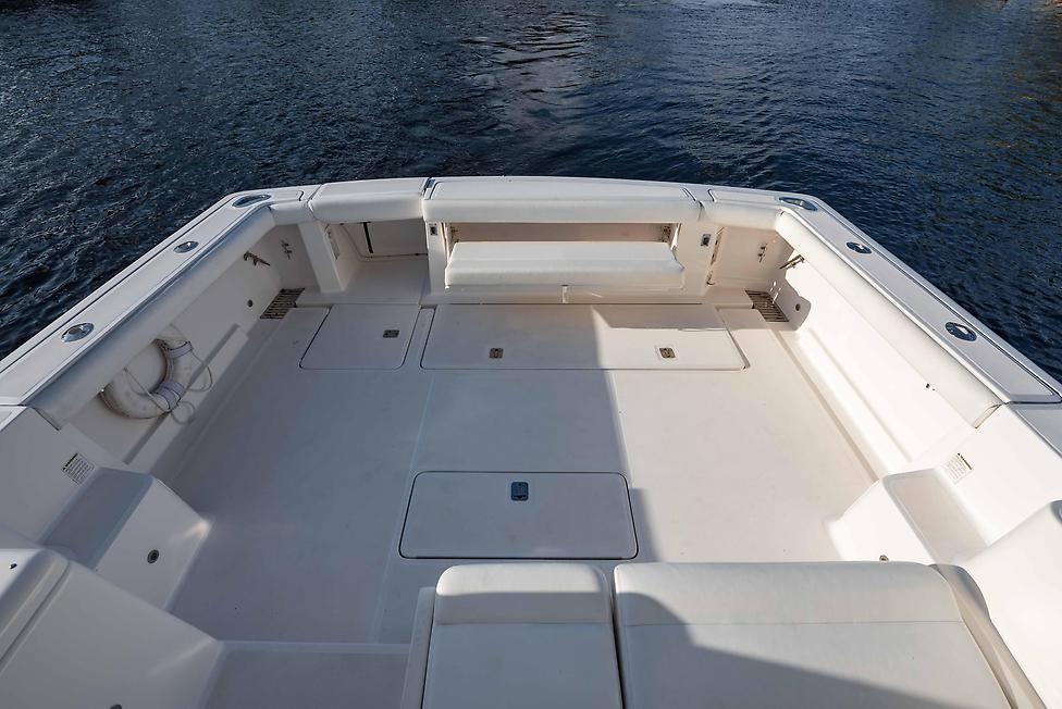 42 Tiara 2003 Fort Lauderdale, Florida Sold on 2020-04-13 by Denison ...