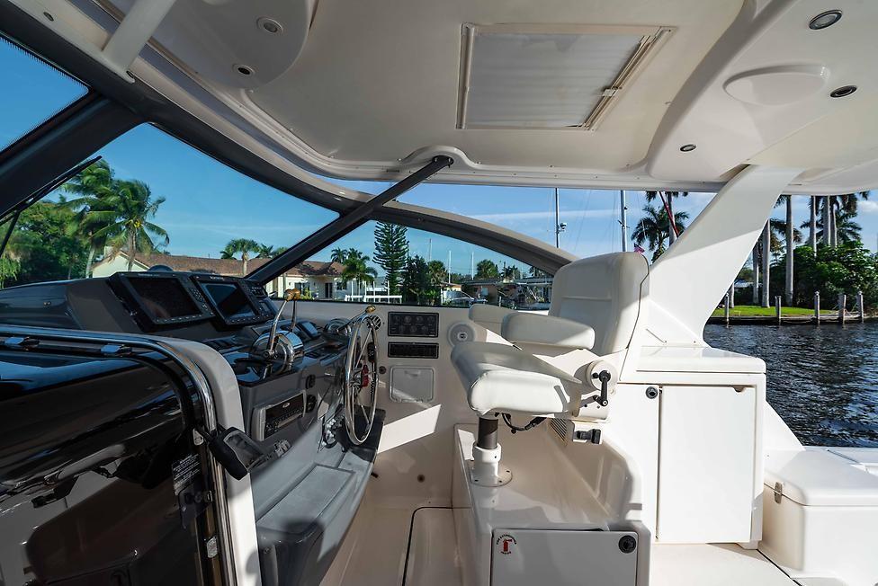42 Tiara 2003 Fort Lauderdale, Florida Sold on 2020-04-13 by Denison ...
