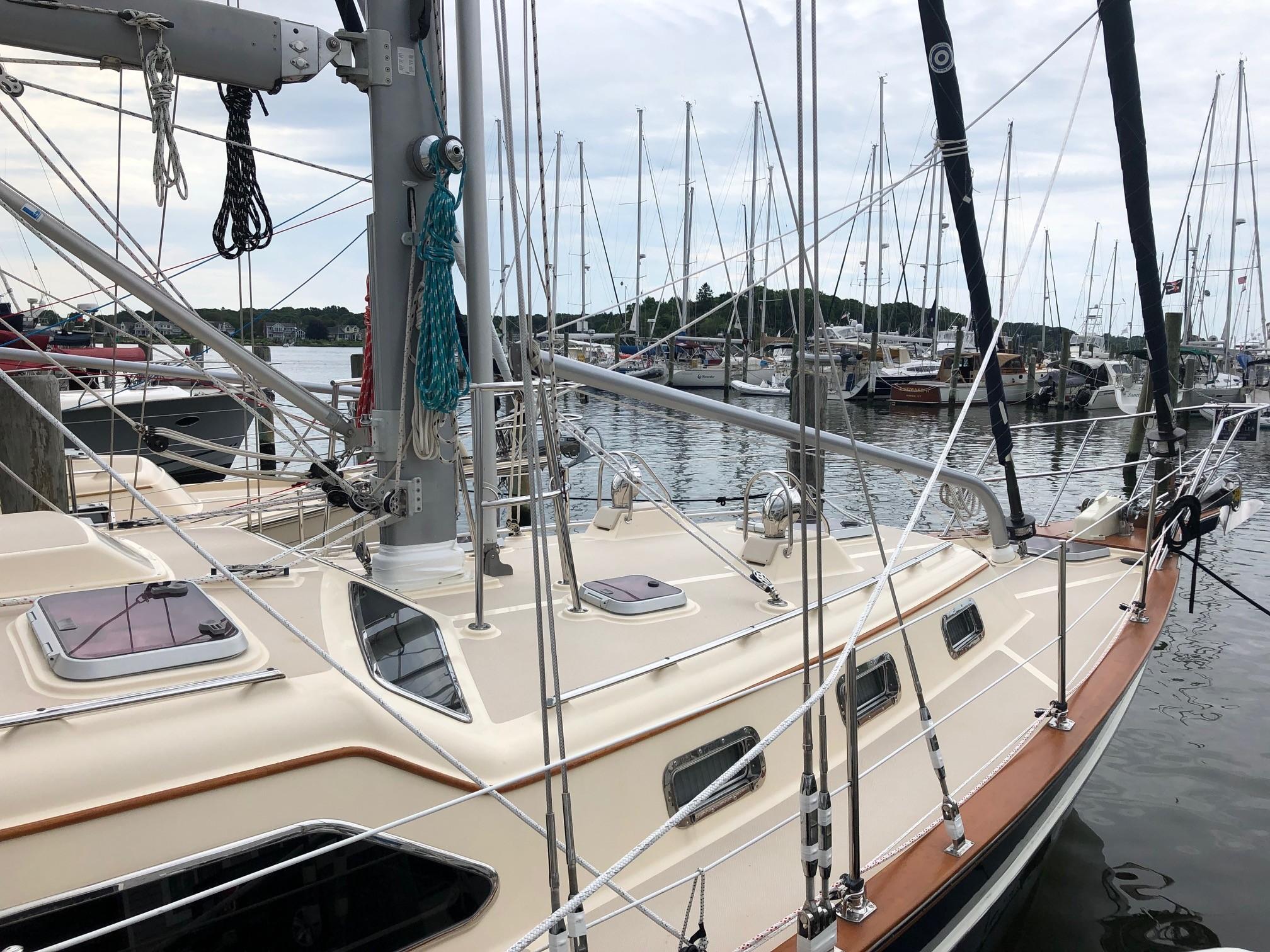 46 Island Packet 2008 Fort Lauderdale, Florida Sold on 2019-10-27 by ...