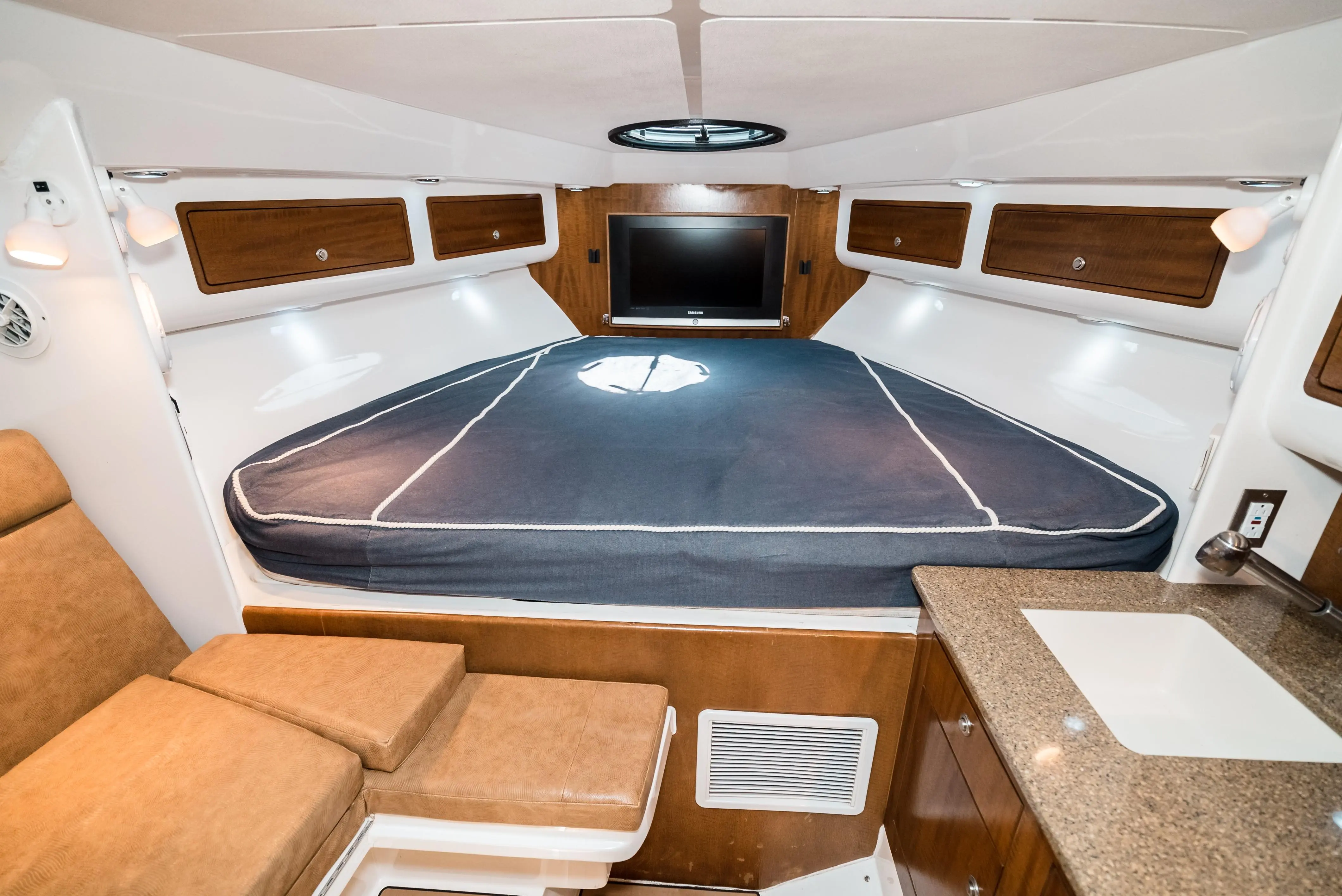 37 Midnight Express 2007 Fort Lauderdale, Florida Sold on 2019-05-13 by ...
