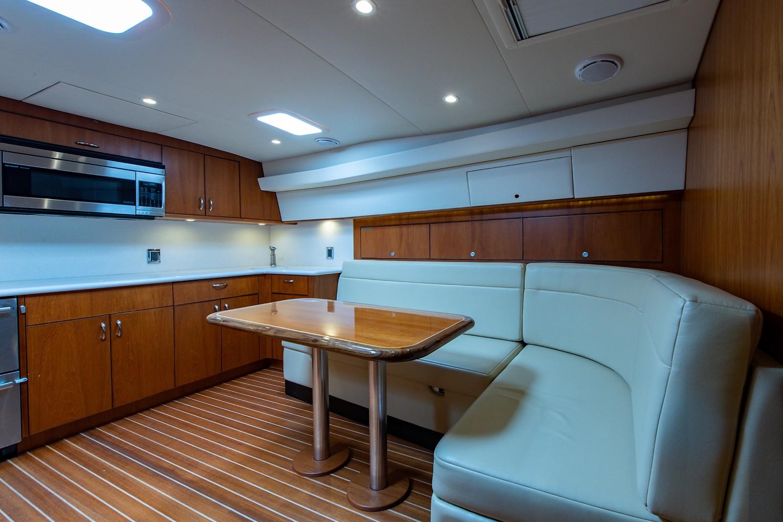 44 Cabo 2014 Fort Lauderdale, Florida Sold on 2020-01-31 by Denison ...