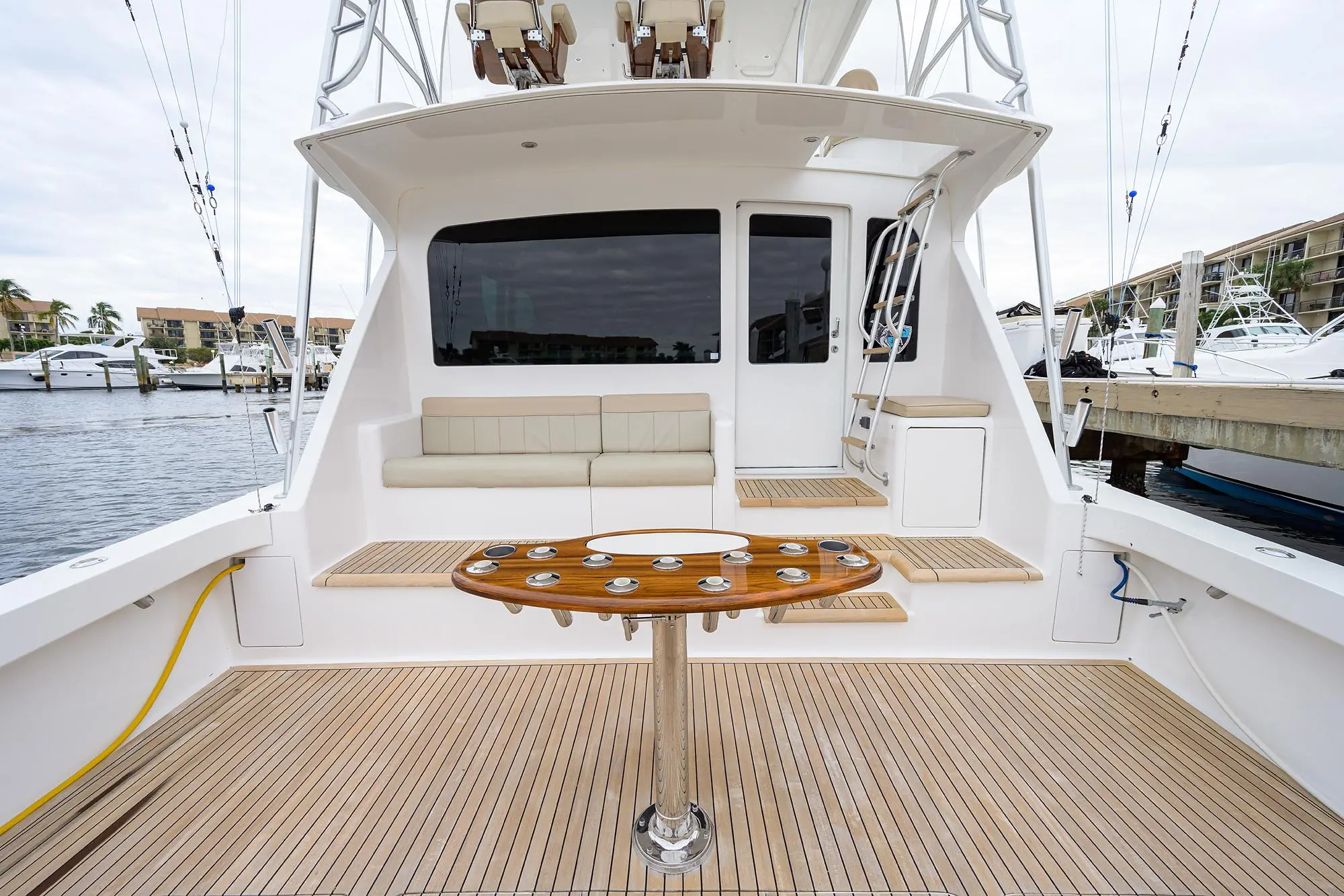 61 Viking 2005 Longport, New Jersey